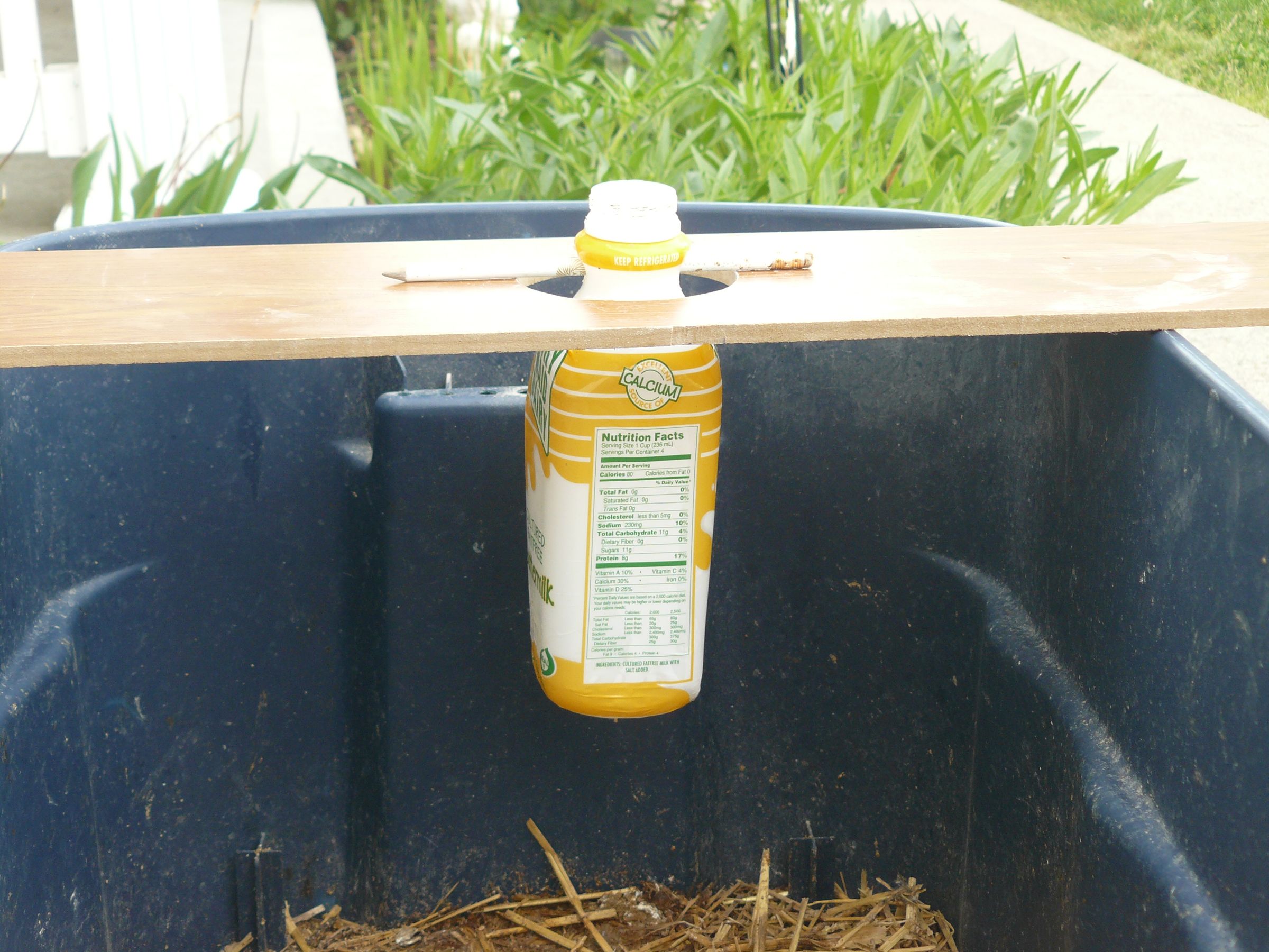 A Simple Watering System for a Chicken Brooder : 3 Steps - Instructables