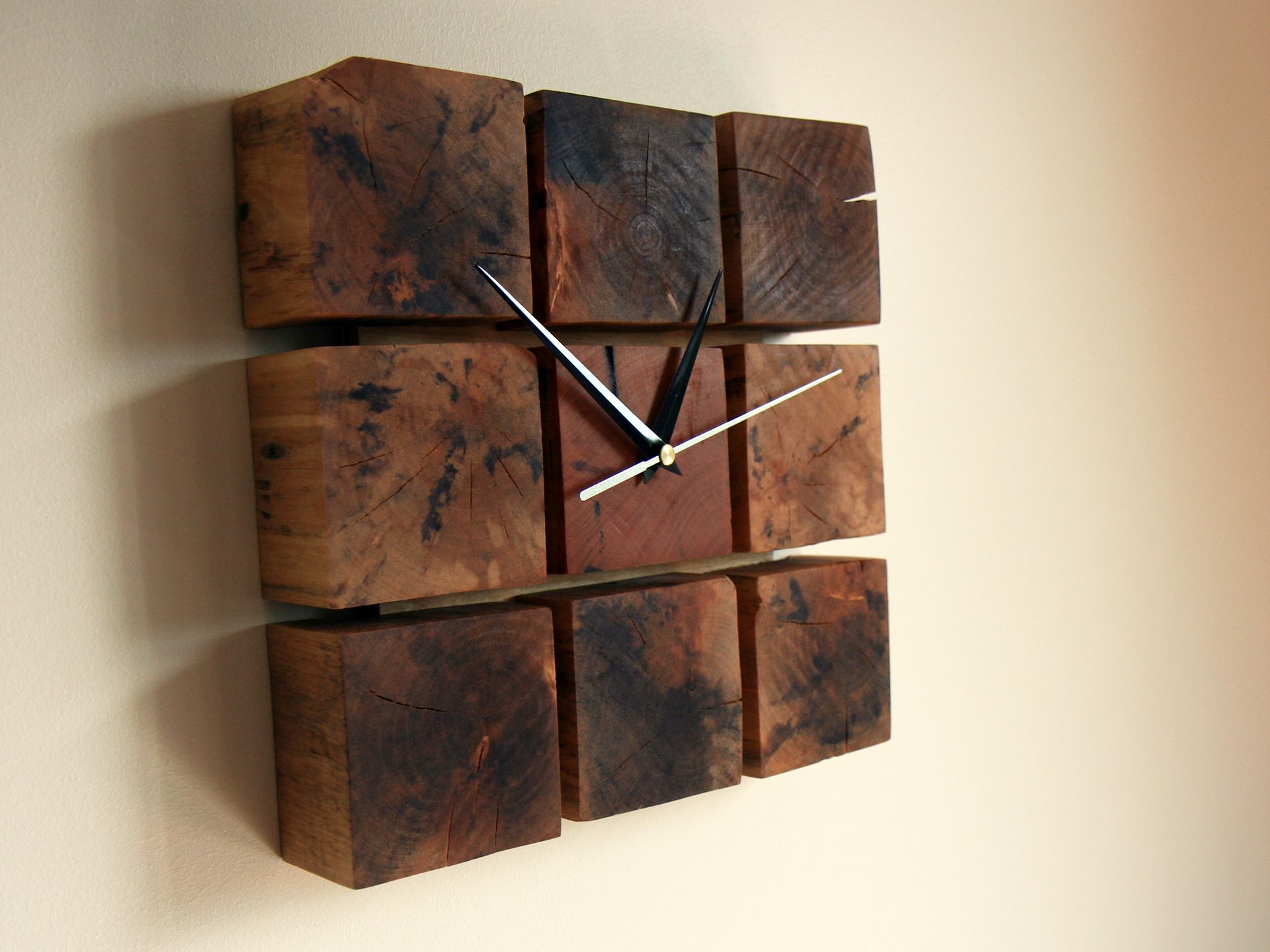 A Clock From Pallet Wood Blocks : 7 Steps (with Pictures) - Instructables