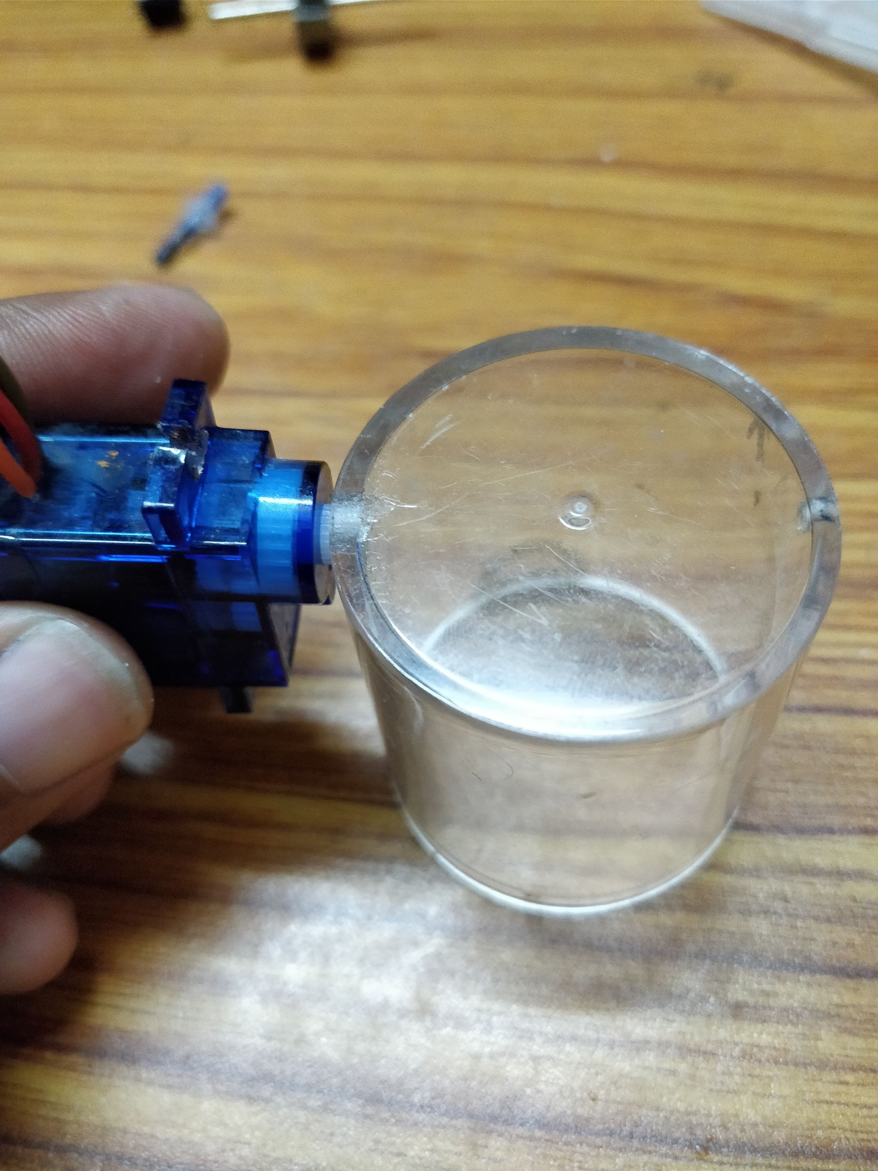 Fish Feeder Using Arduino Nano, Servo Motor and Waste Materials : 7 ...