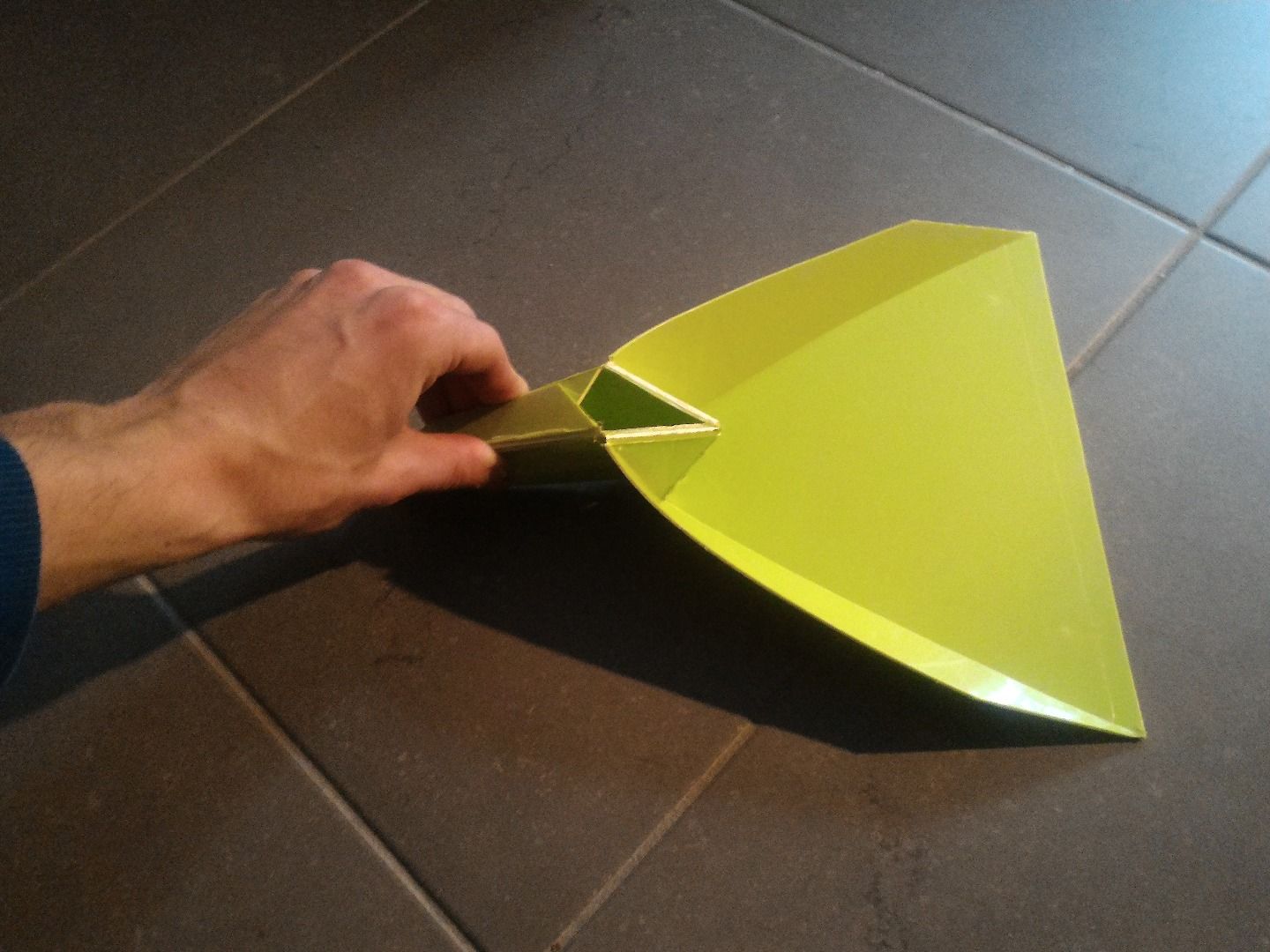 Flat Pack Dustpan : 7 Steps (with Pictures) - Instructables