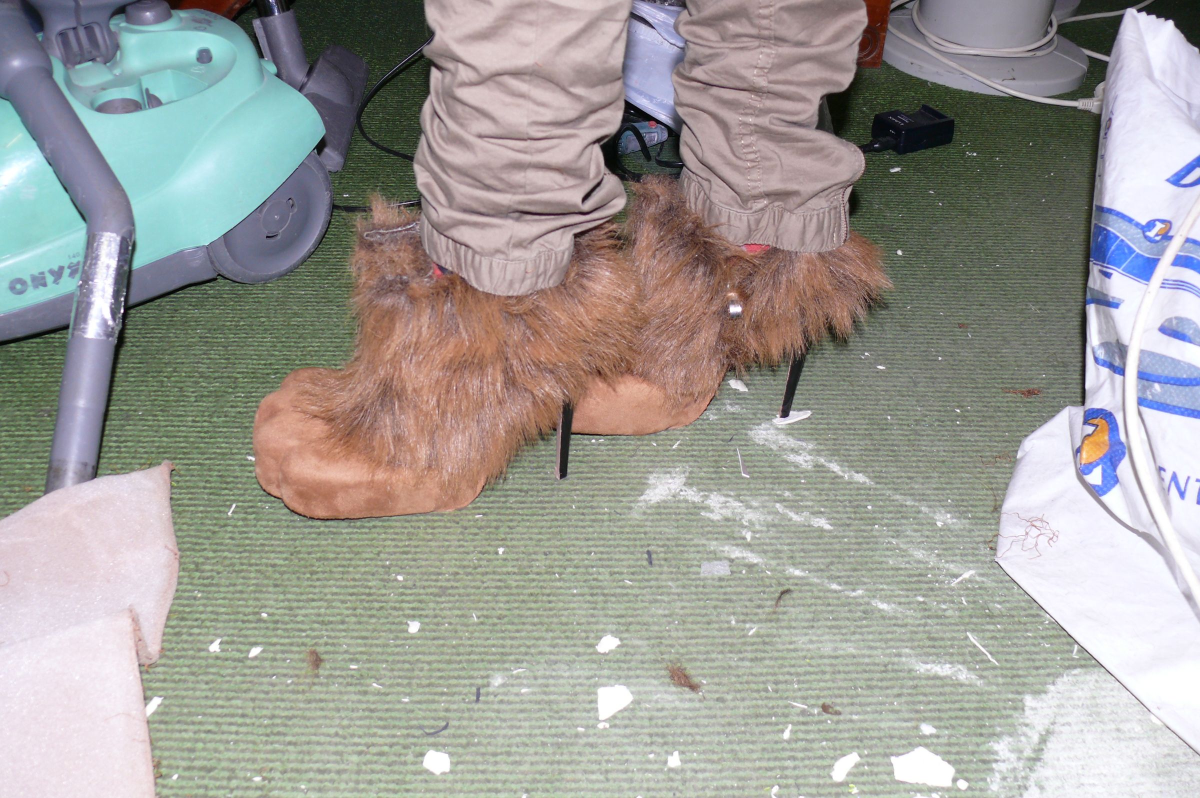 Modified Shoes for Making Lion Magicien OZ Shoes - Instructables