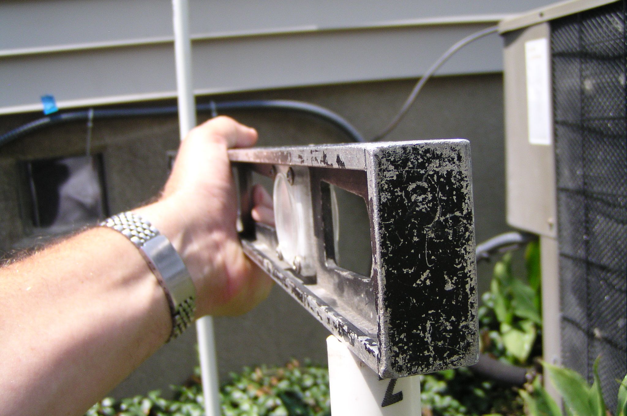 Shade Screen for Air Conditioner Condenser : 22 Steps - Instructables