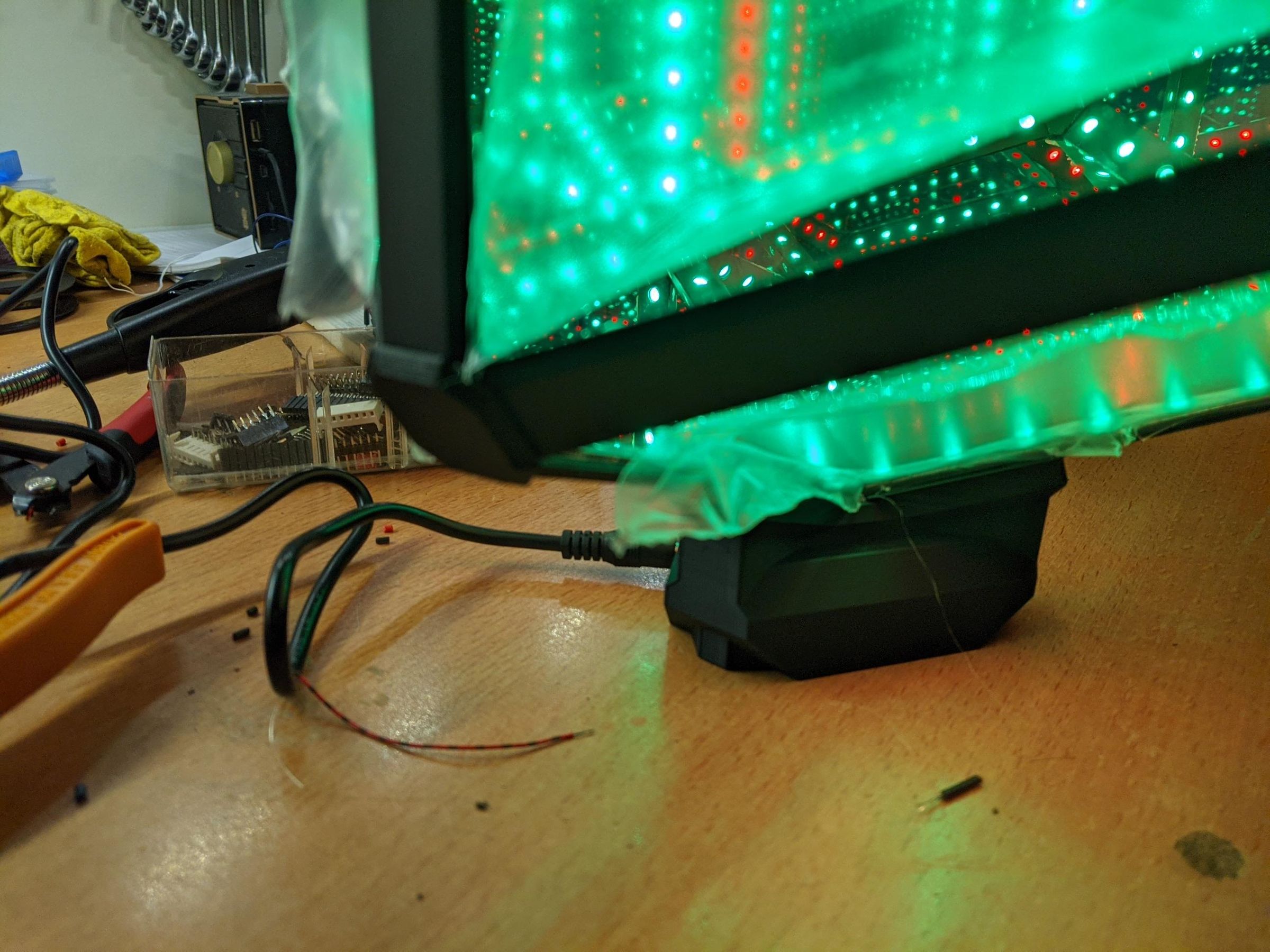 Rhombic Dodecahedron Infinity Lamp : 11 Steps (with Pictures ...