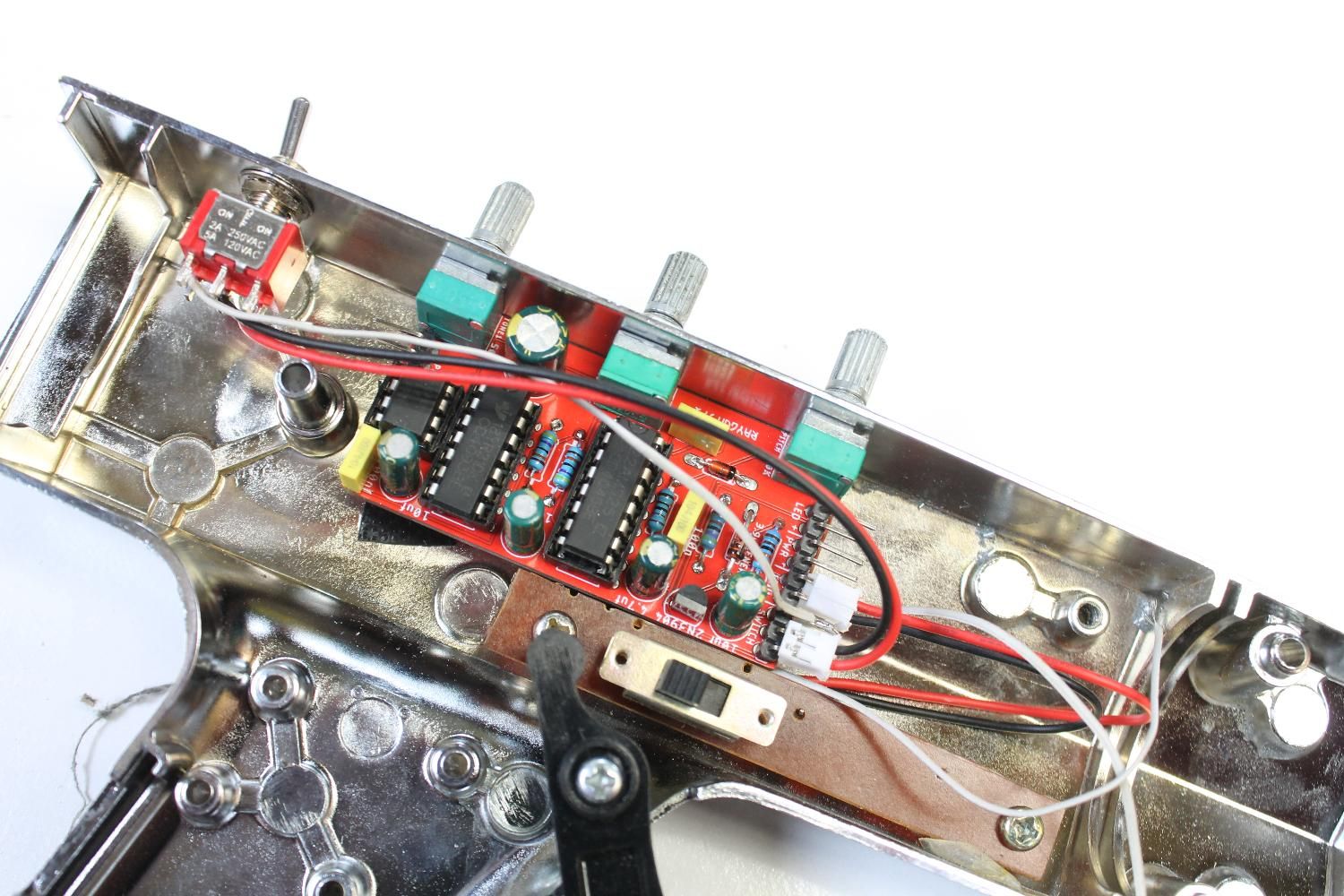 Build a Ray Gun With Sound Effects : 14 Steps (with Pictures ...