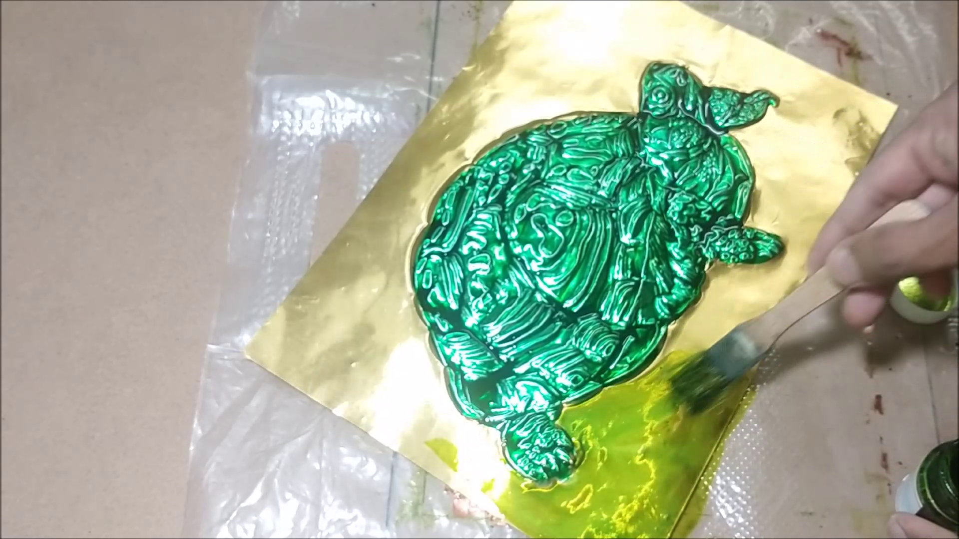 How to Make Turtle Embossed Painting|Metal Art : 4 Steps - Instructables