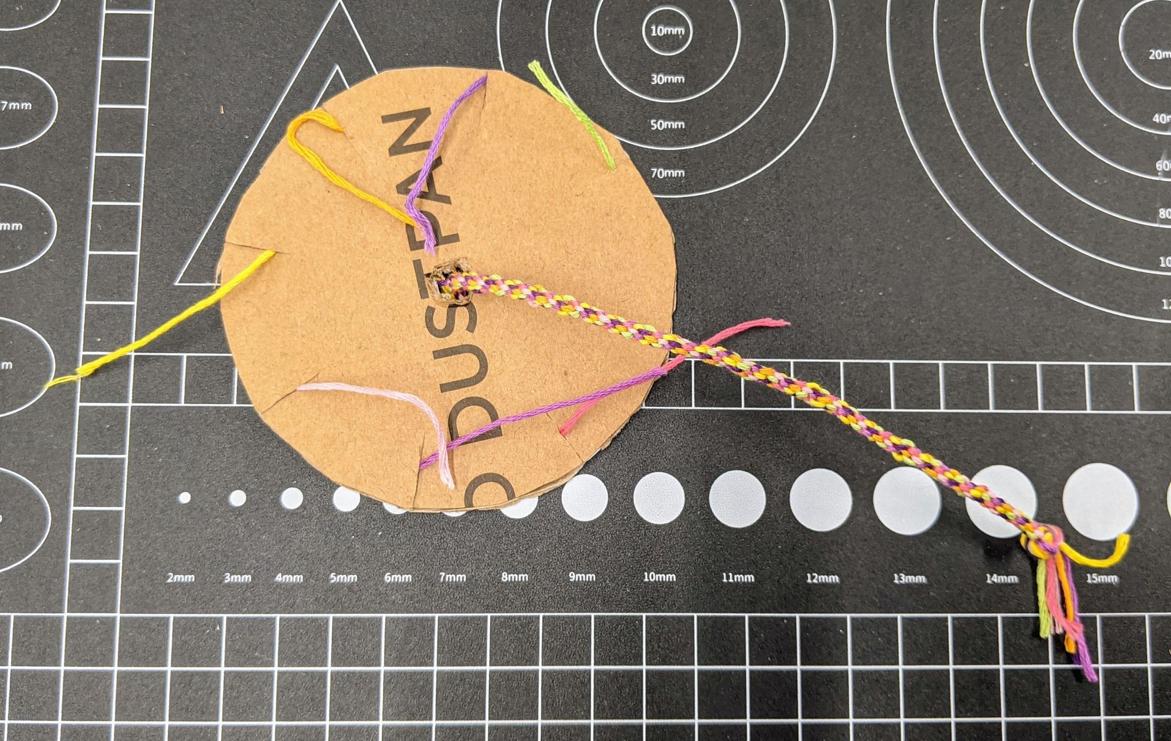 Cardboard Loom Friendship Bracelet : 7 Steps (with Pictures ...