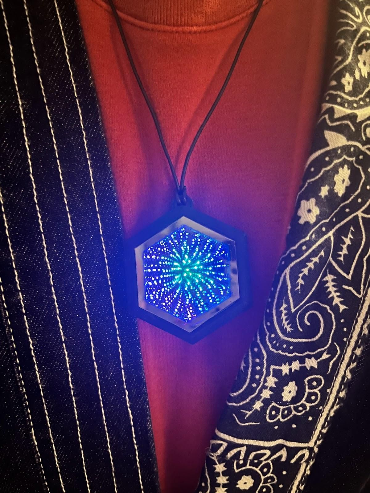 Hex Infinity Mirror Pendant : 21 Steps (with Pictures) - Instructables