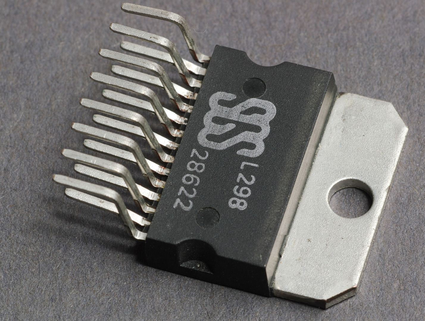 Complete Motor Guide for Robotics : 12 Steps (with Pictures ...