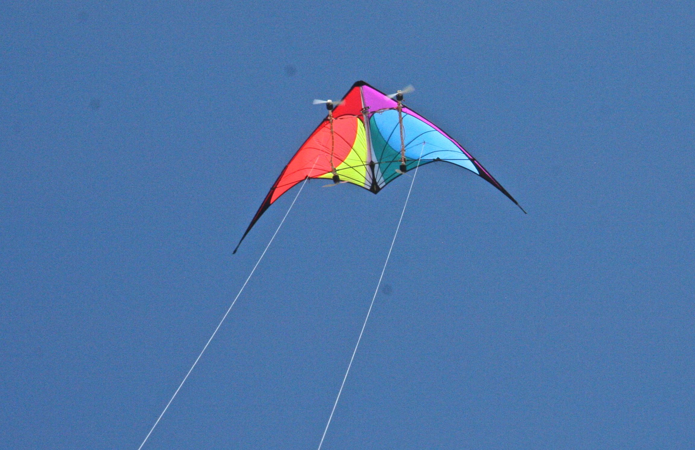 Kite With Wind-Powered LEDs : 6 Steps (with Pictures) - Instructables