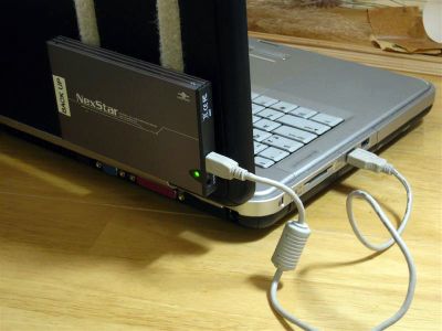Better Computing Through Velcro: Make Your Laptop a Dock for External ...