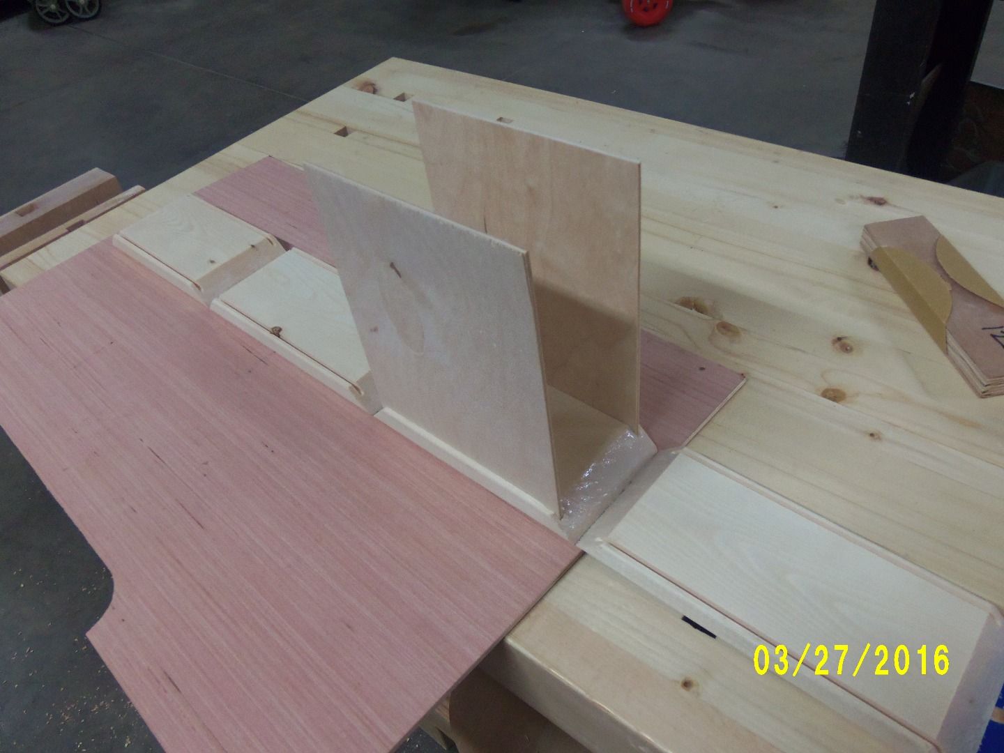 The Easiest Way to Build a Box! : 6 Steps (with Pictures) - Instructables