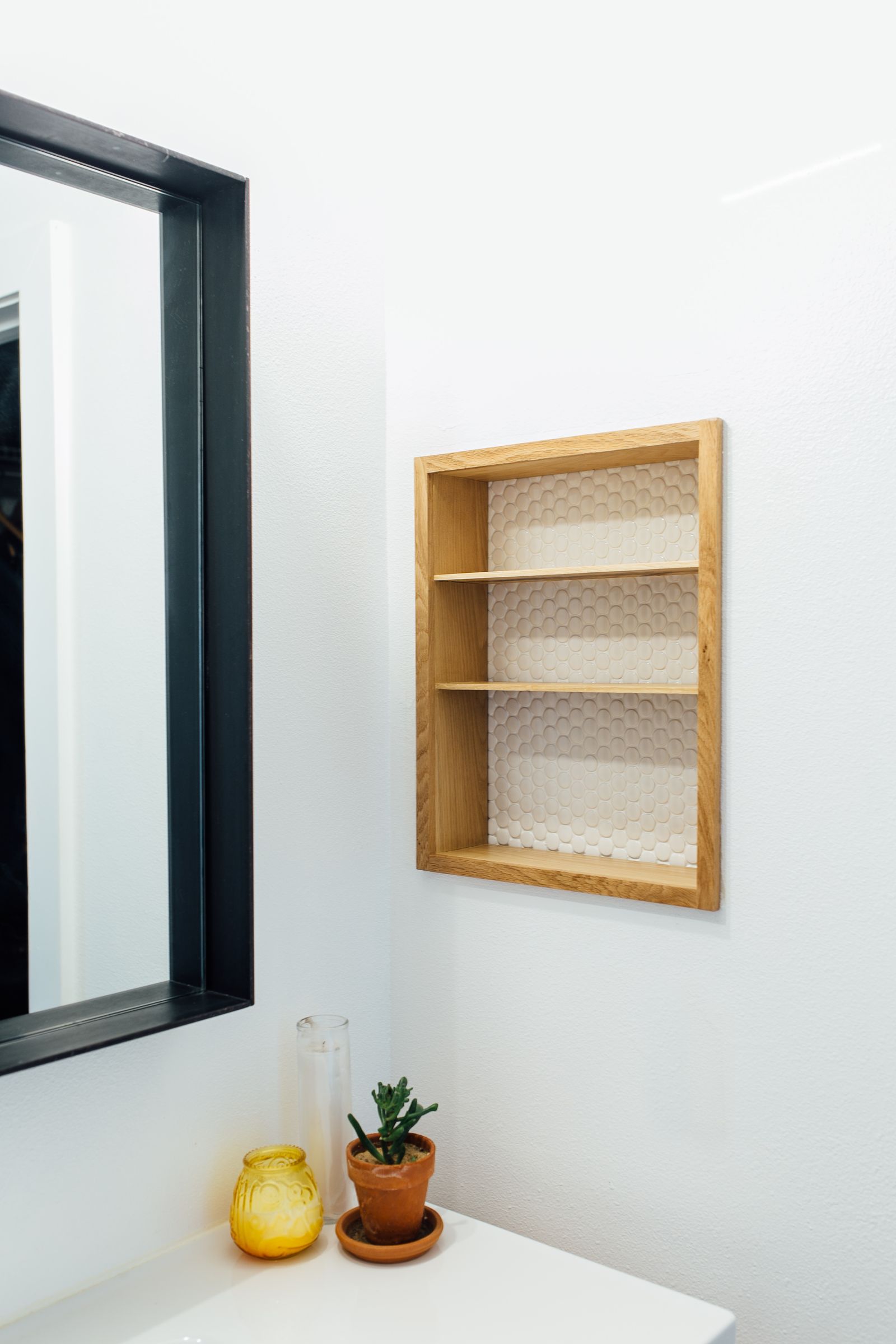 Building Recessed Bathroom Wall Shelves : 13 Steps (with Pictures ...