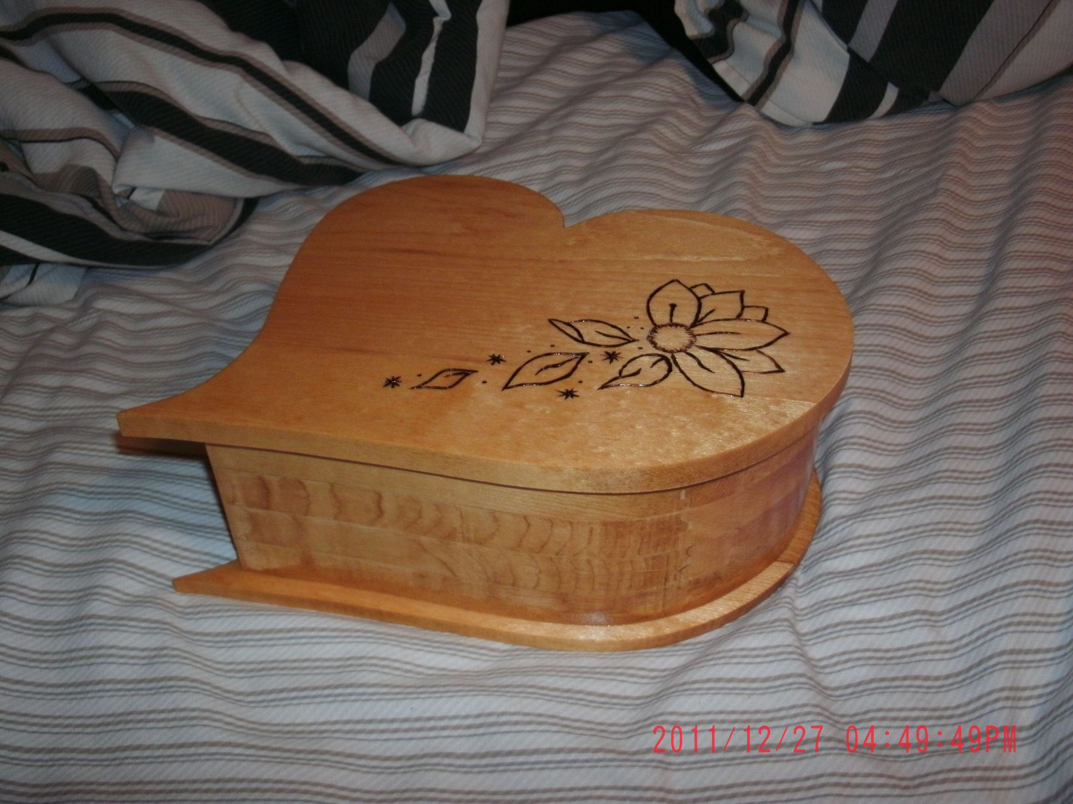 Decorative Heart Shaped Box : 13 Steps (with Pictures) - Instructables