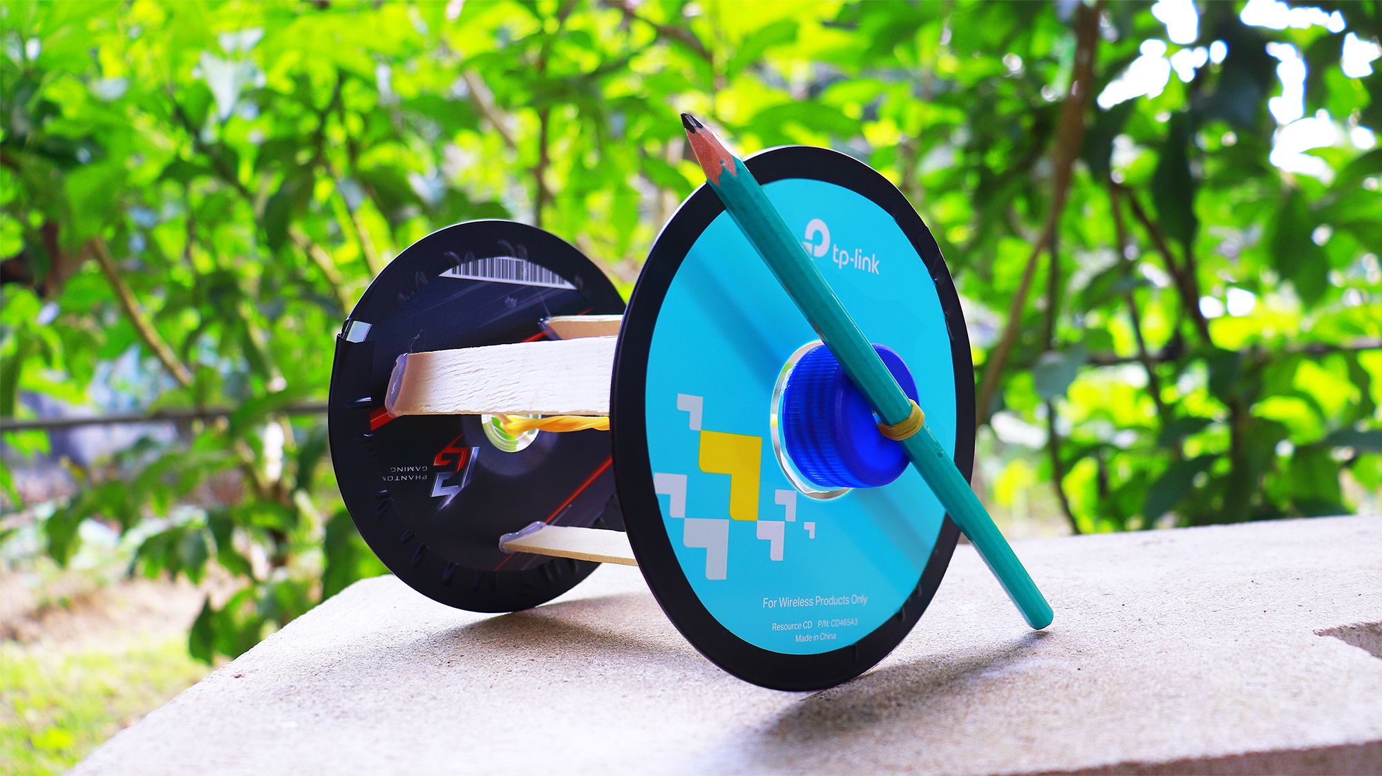 Recycling CDs Into Race Cars : 8 Steps (with Pictures) - Instructables