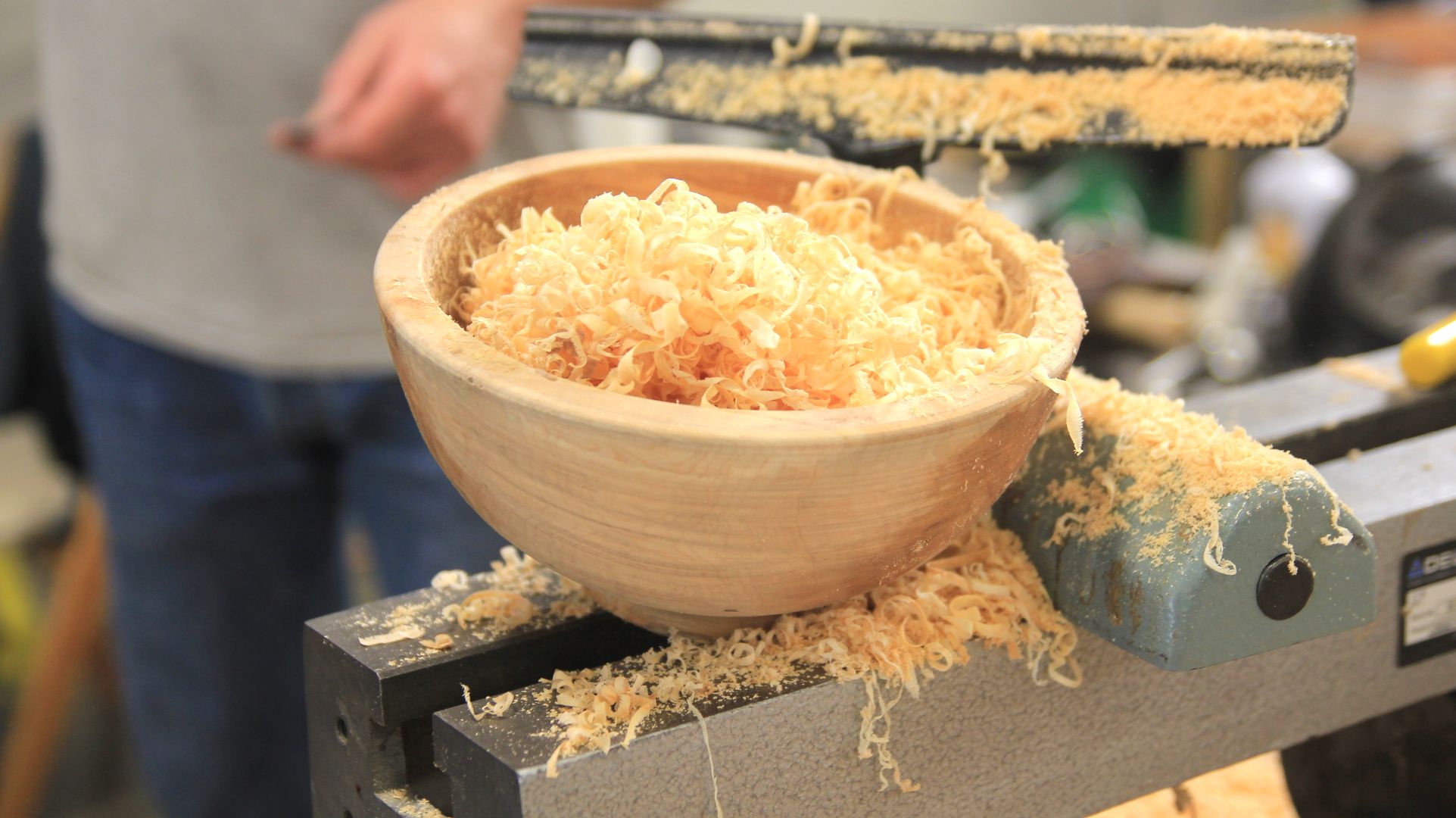 Wood Turning 101 - What You Need to Know to Get Started on the Lathe ...
