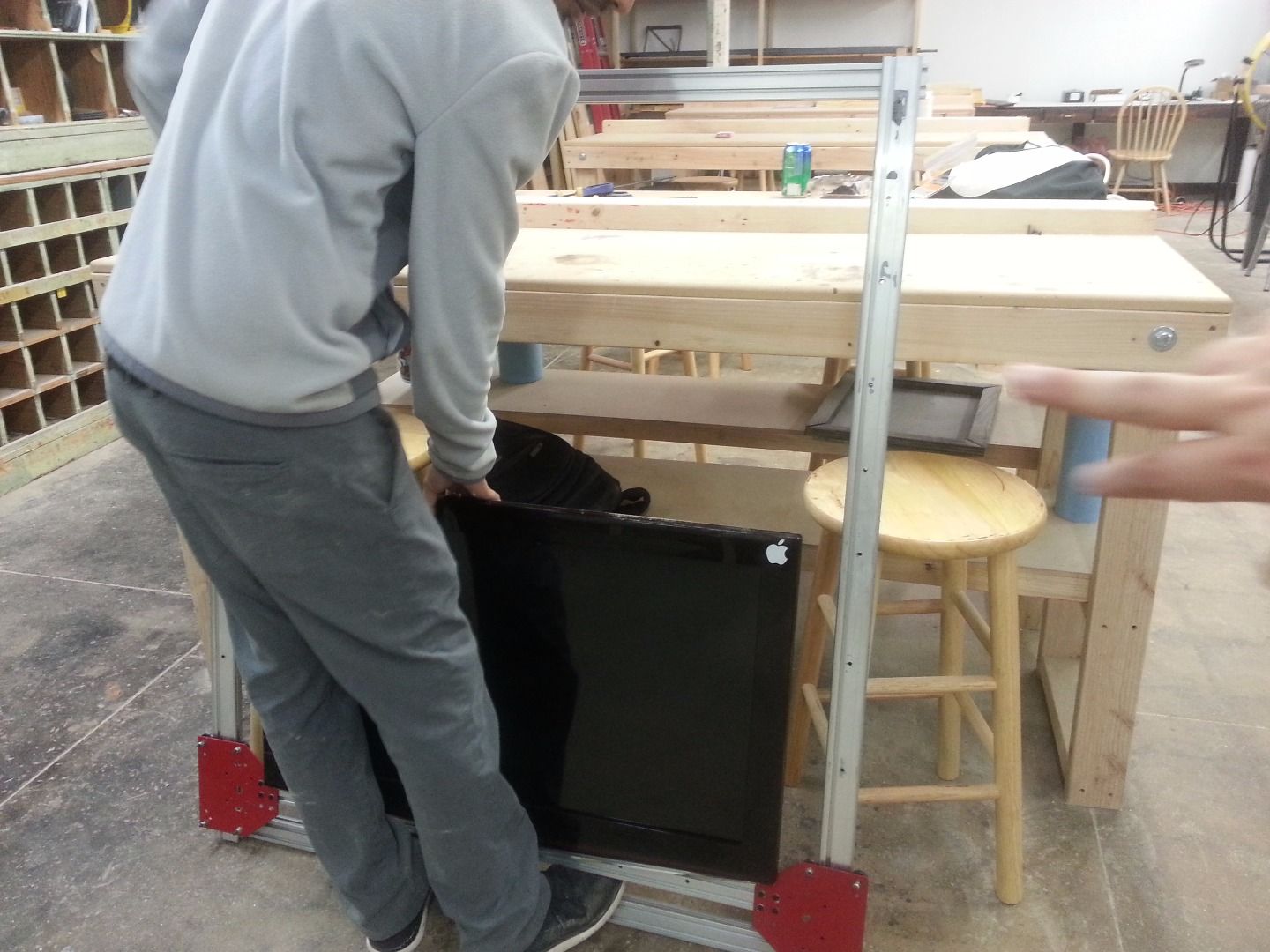 DIY TV LIFT: Mechanics : 7 Steps (with Pictures) - Instructables