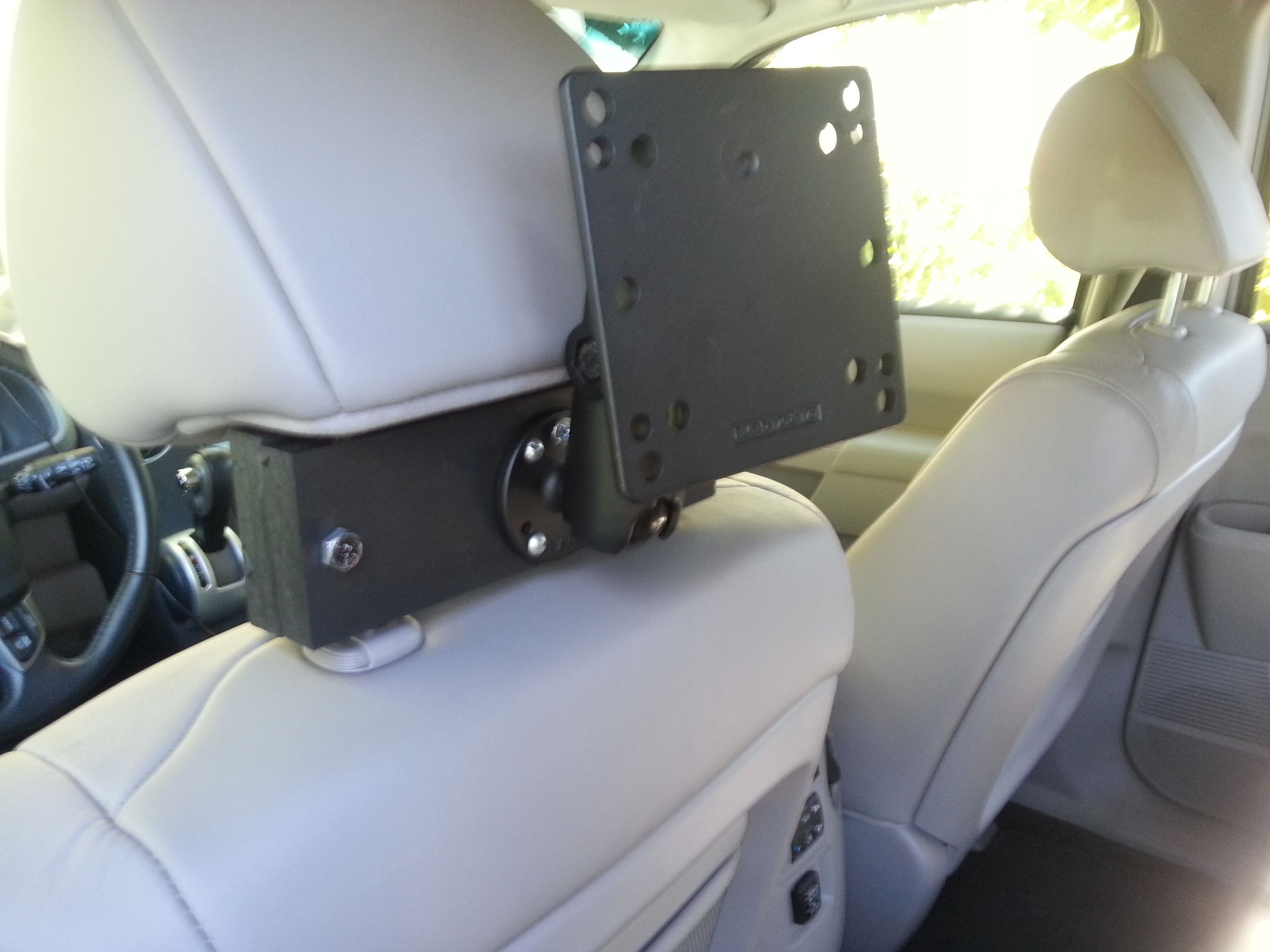 How to Make a Sturdy Adjustable Headrest Monitor Mount : 4 Steps ...