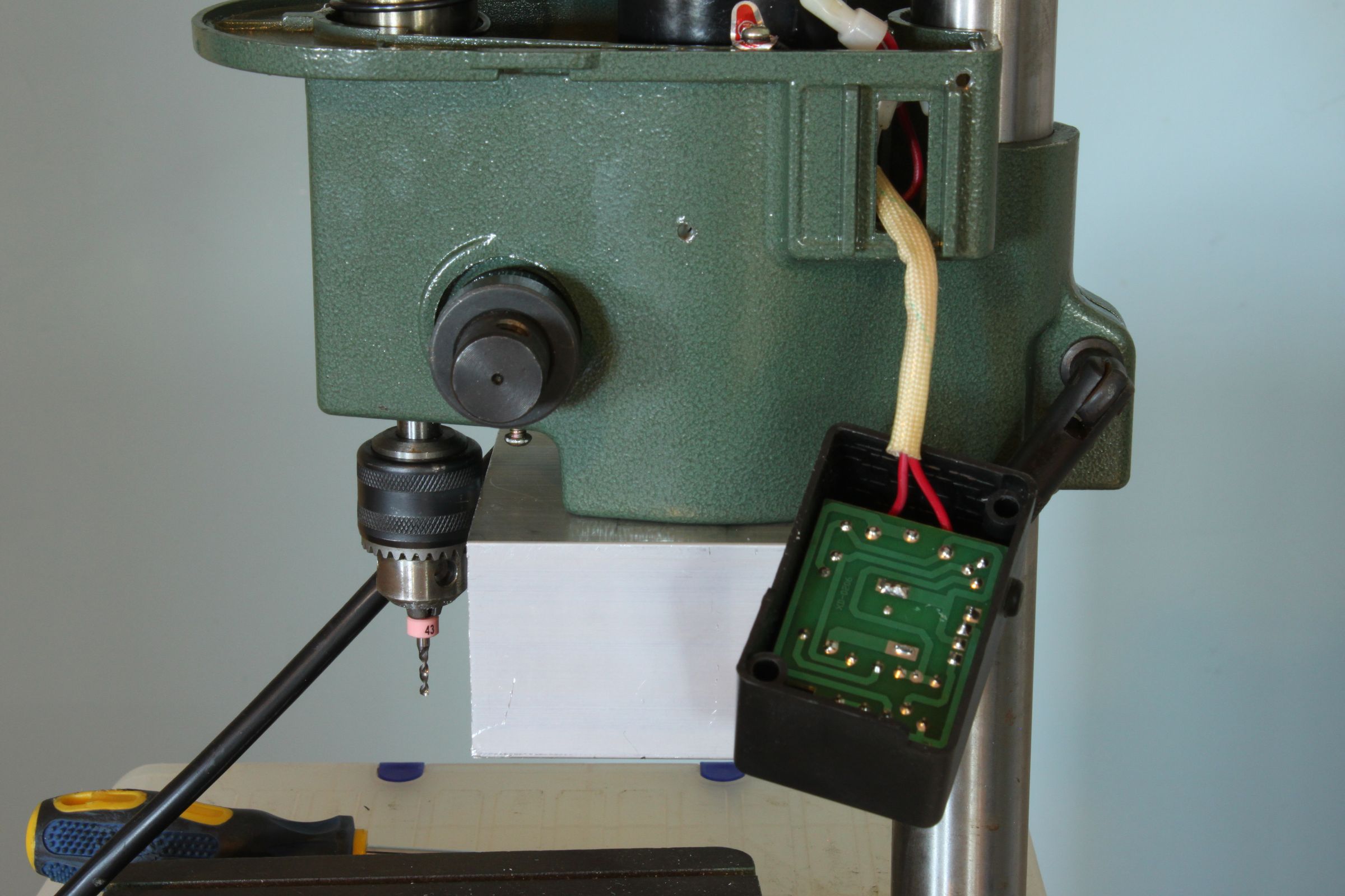 Motorized Plunge PCB Drill Using a USB Microscope : 10 Steps (with ...