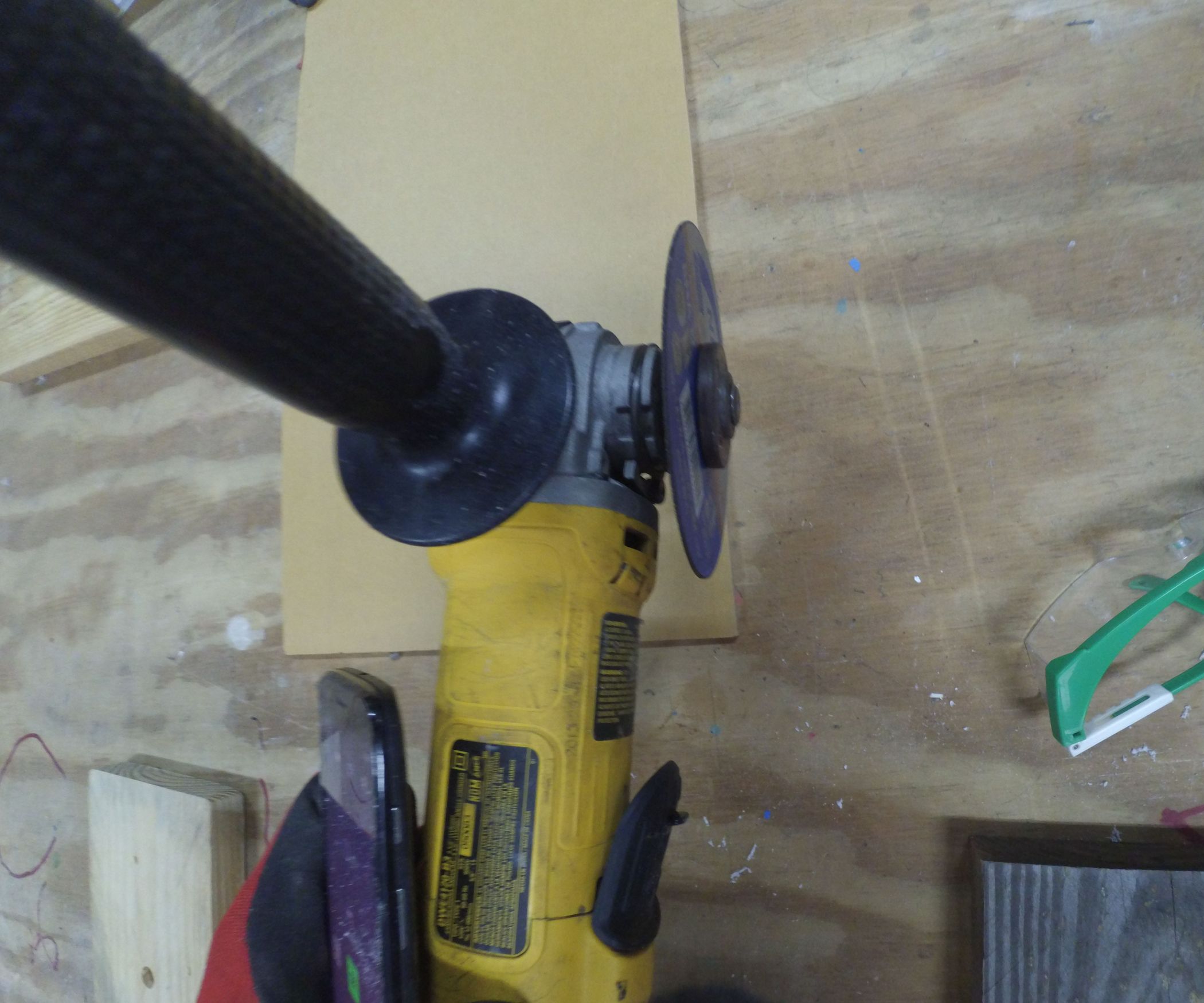 How to Cut Acrylic : 4 Steps - Instructables