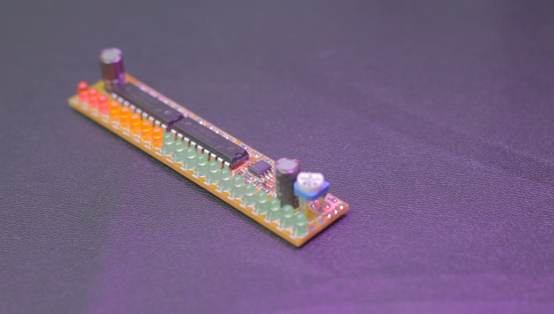 Simple 20 LED Vu Meter Using LM3915 : 6 Steps - Instructables