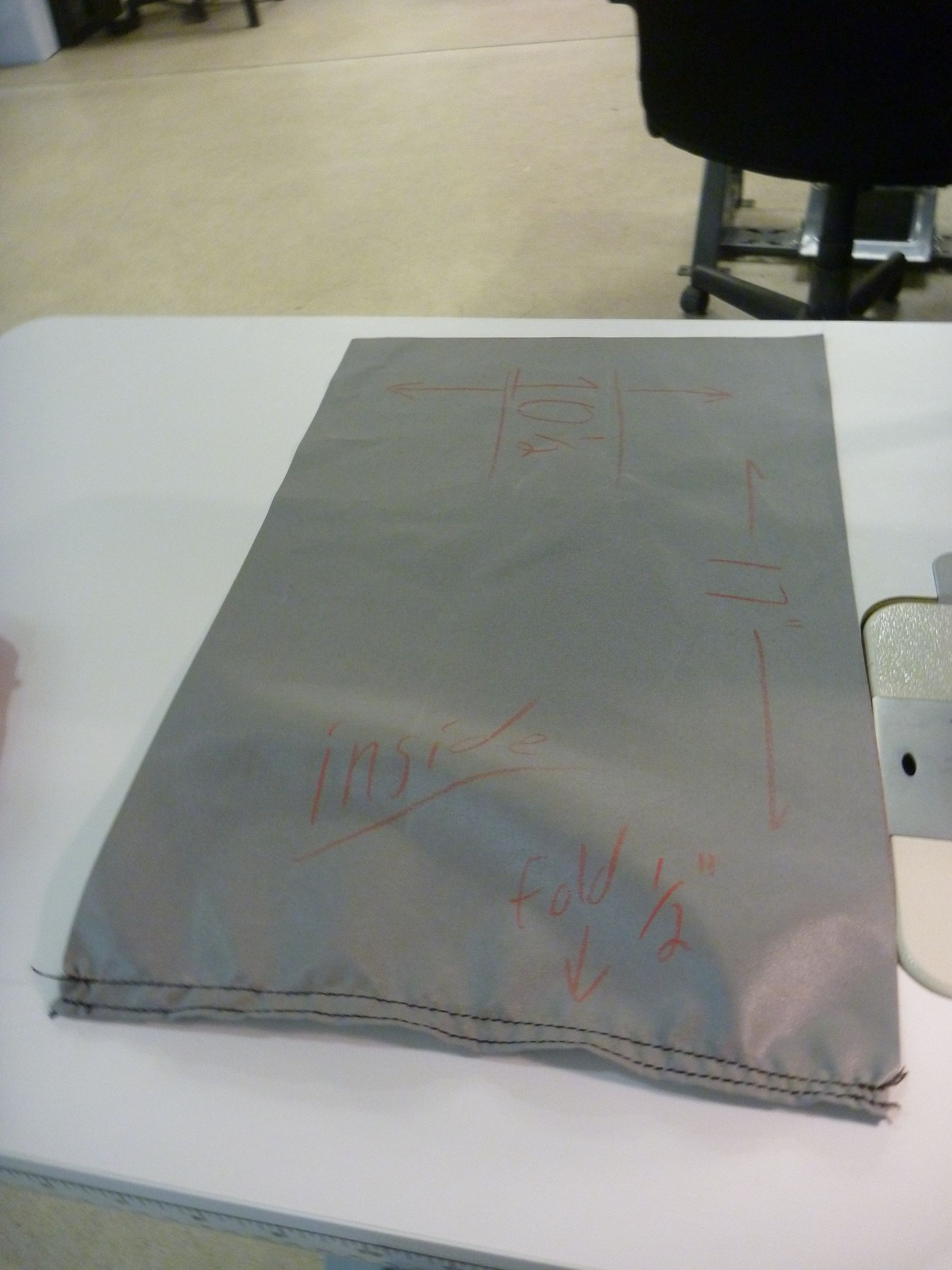 Making a Burgee Cover for Your Boat : 16 Steps - Instructables