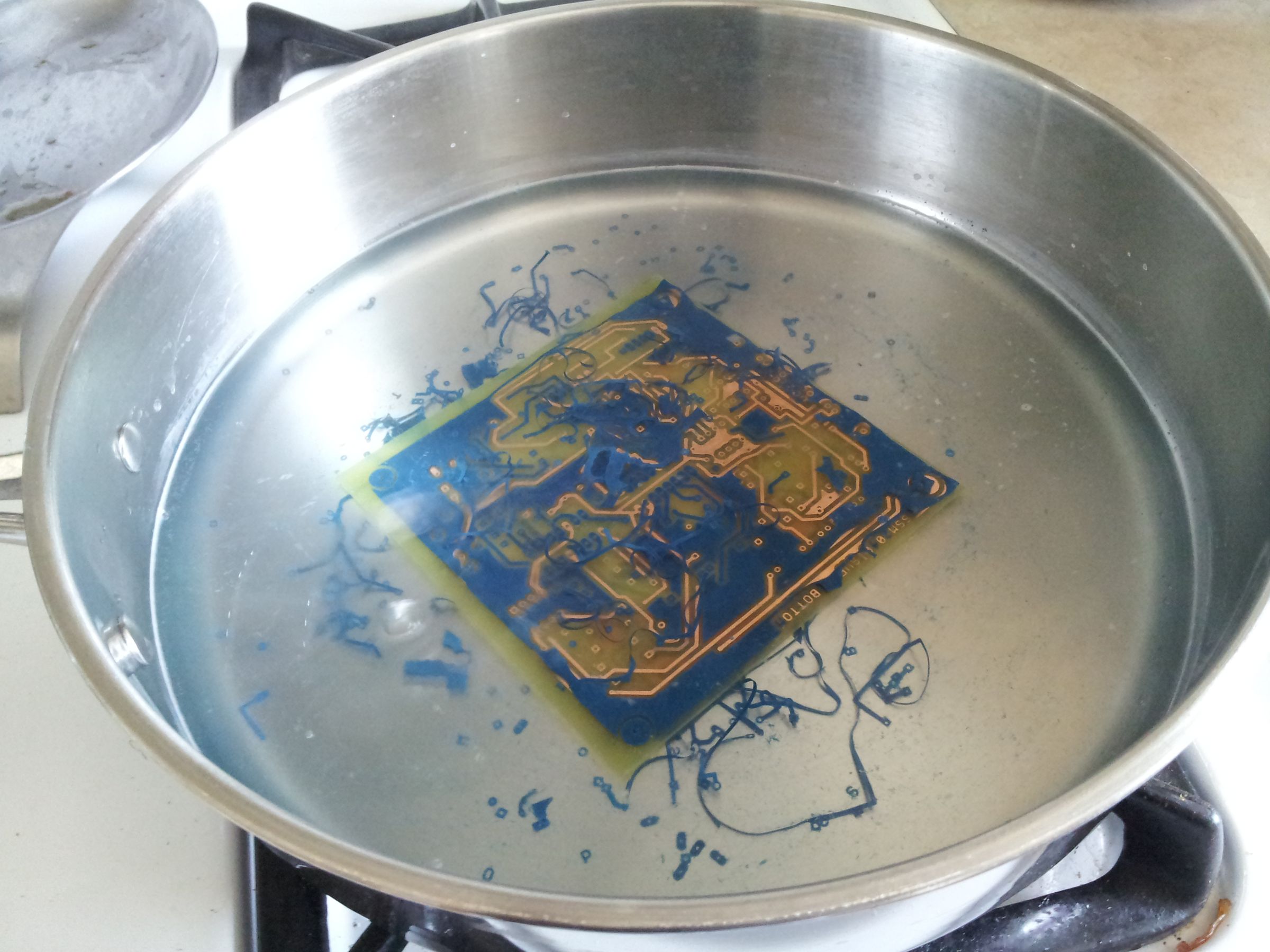DIY PCB Using Liquid Photoresist : 6 Steps (with Pictures) - Instructables