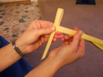 How to Make Palm Crosses : 16 Steps (with Pictures) - Instructables