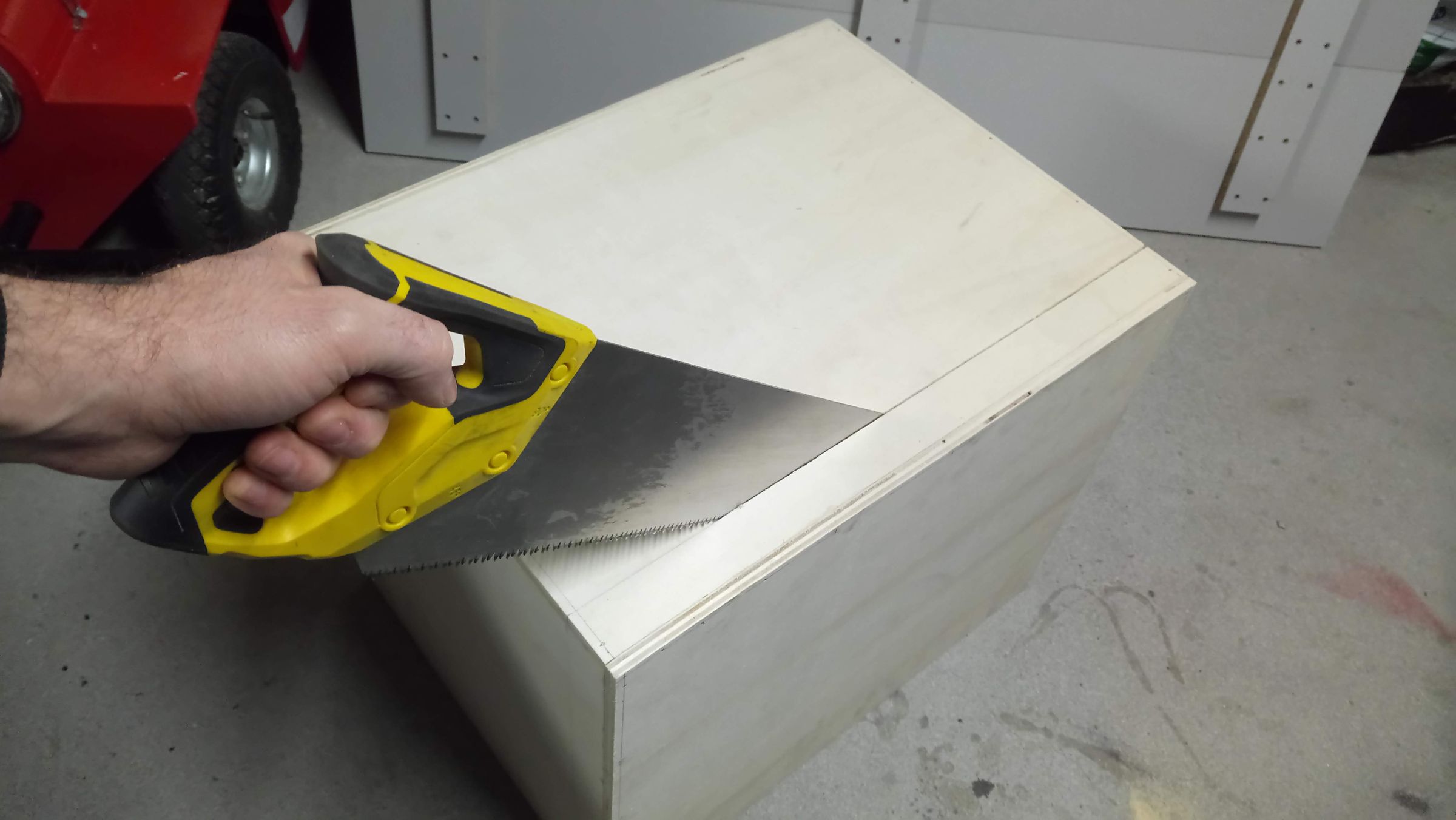 Making of a DIY Flightcase : 9 Steps (with Pictures) - Instructables