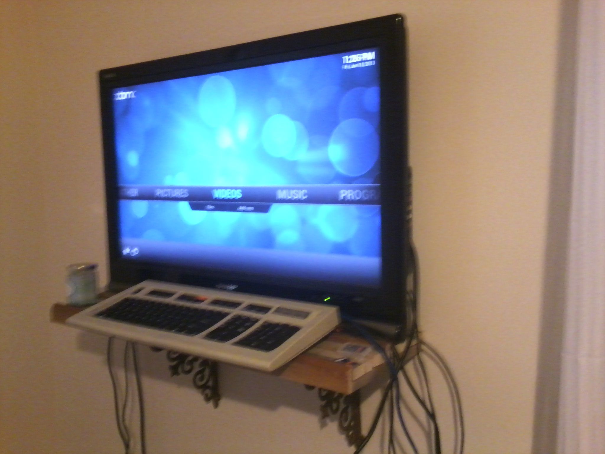 Turn a Keyboard Into a Raspberry Pi Case for Around $20 or Less. : 18 ...