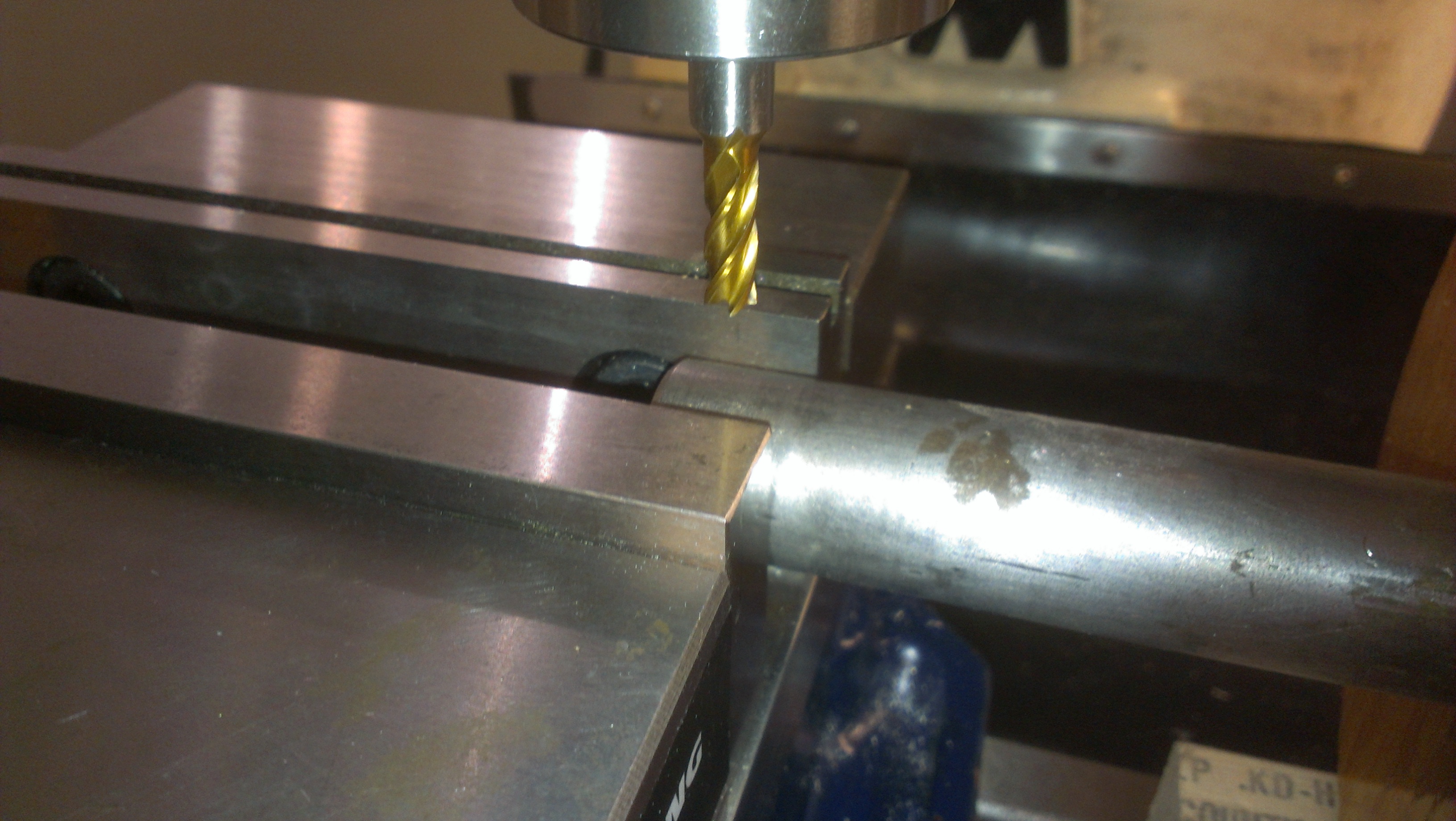 Milling a Keyway in a Steel Shaft - Instructables