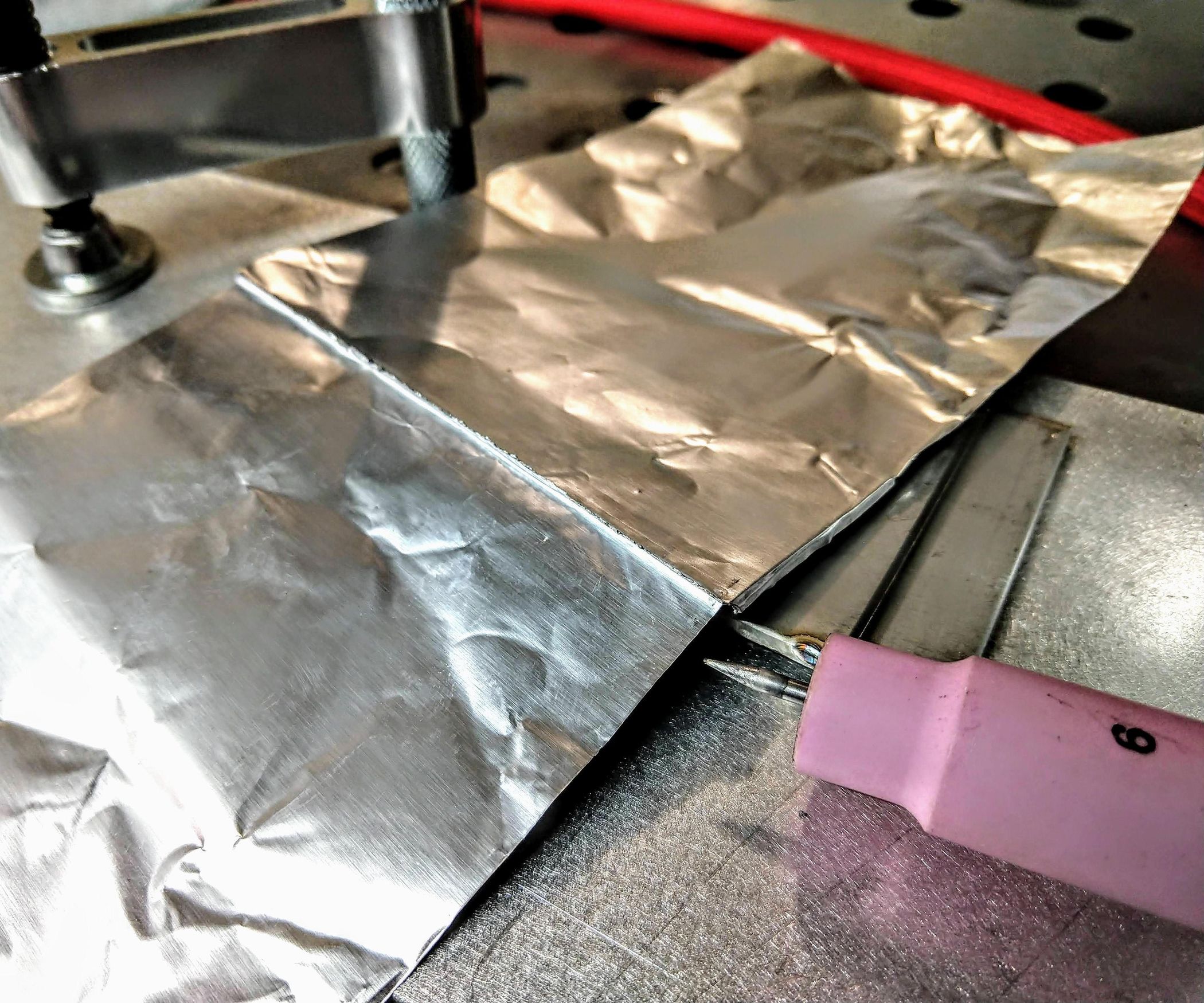How to Weld Tin Foil : 4 Steps (with Pictures) - Instructables