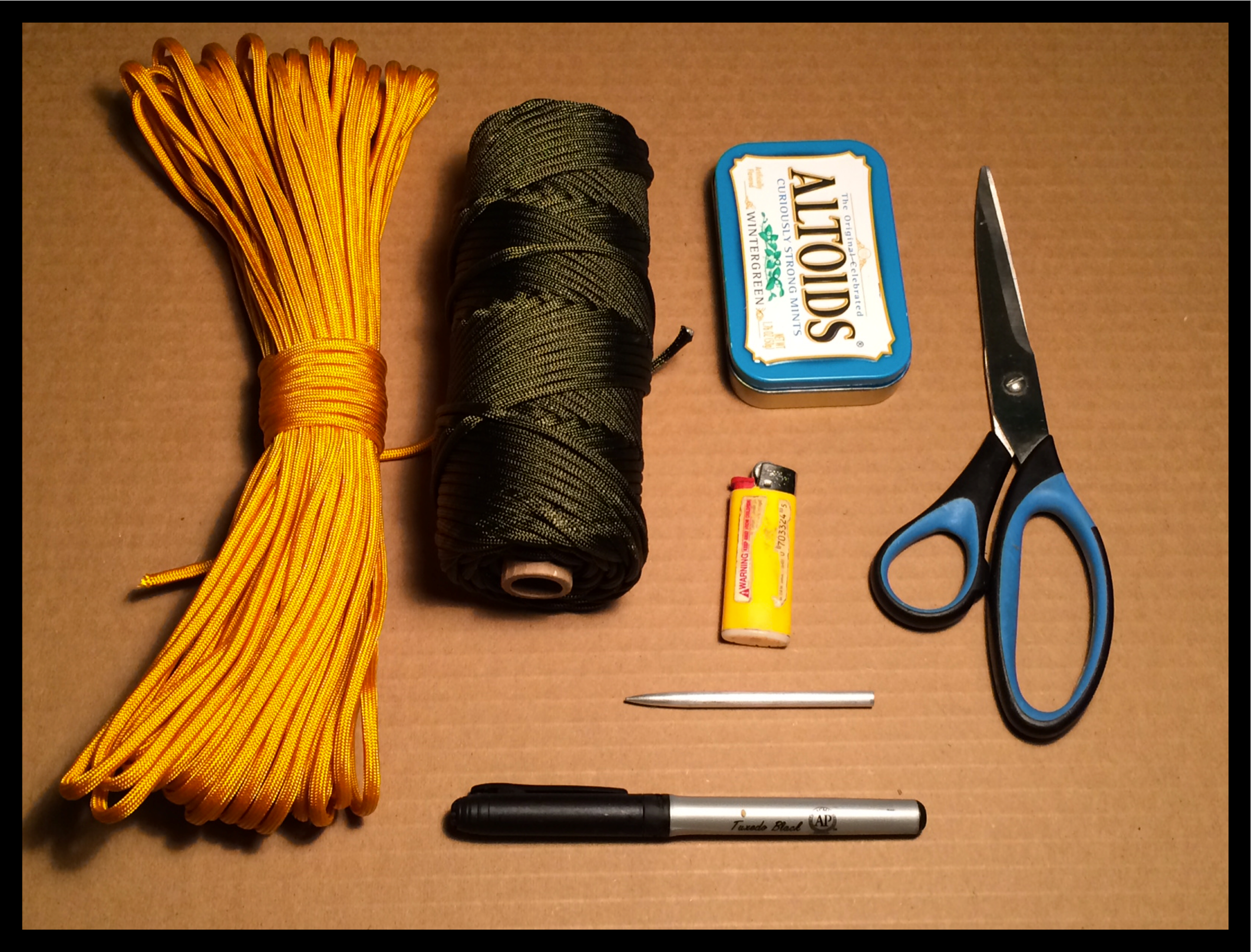 How to Make a Paracord Pouch for Survival Tins : 14 Steps (with ...