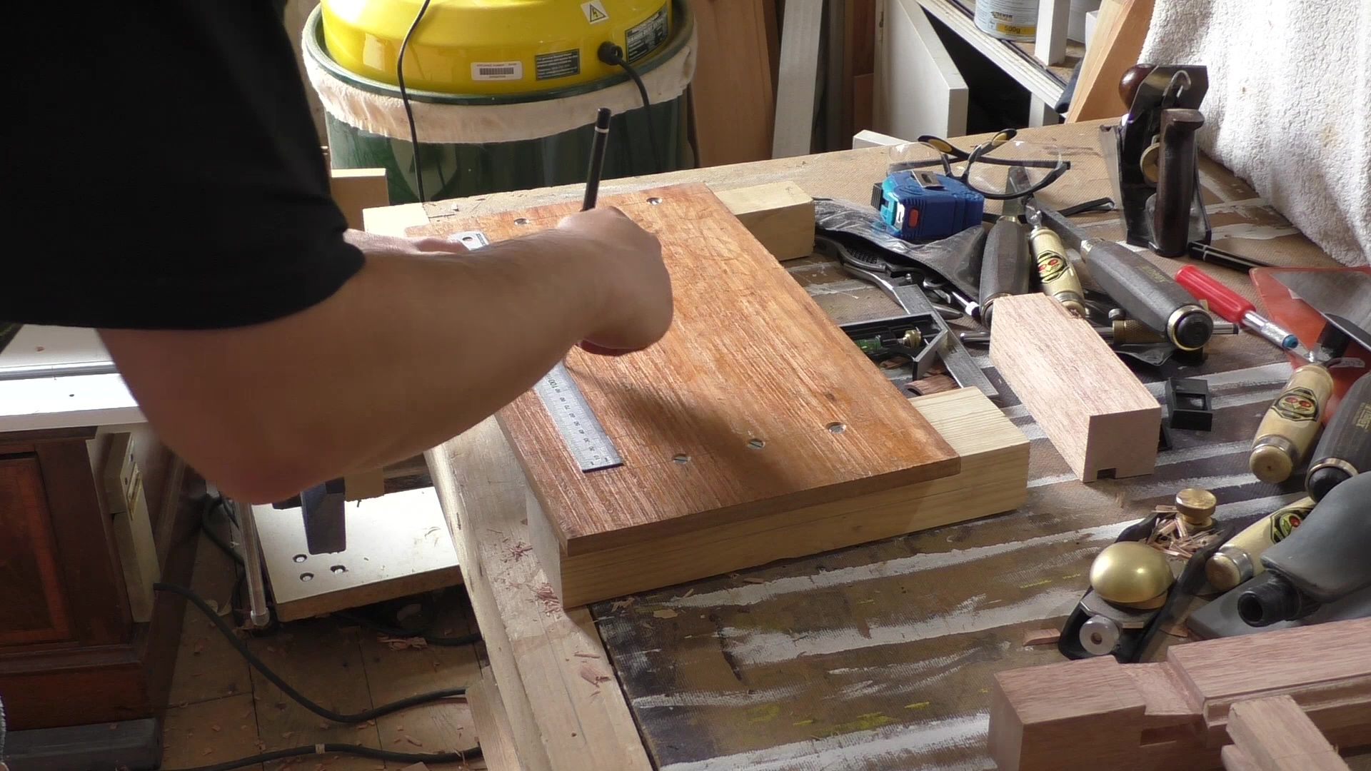 Router Table Coping Sled : 8 Steps (with Pictures) - Instructables
