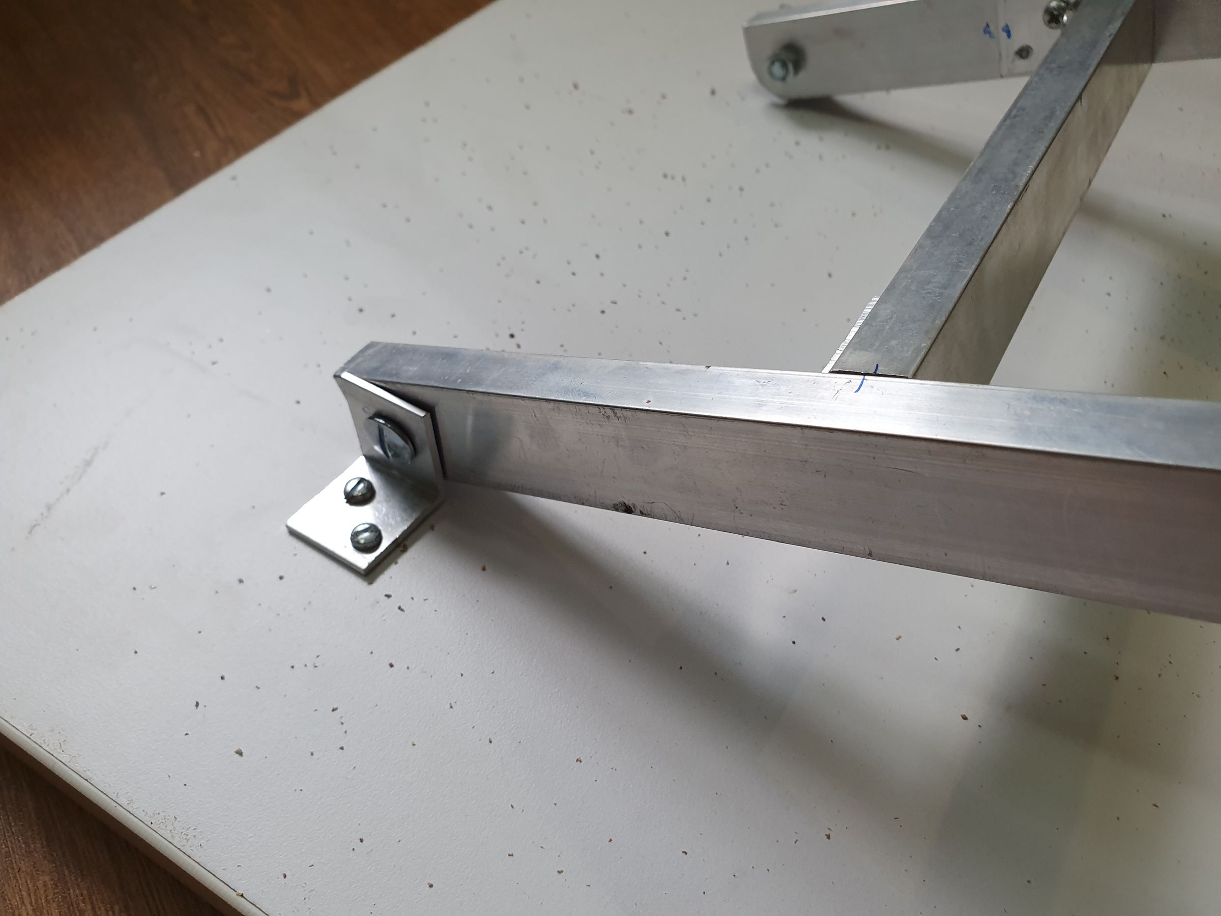 Electric Sit Stand Desk Converter : 7 Steps (with Pictures) - Instructables