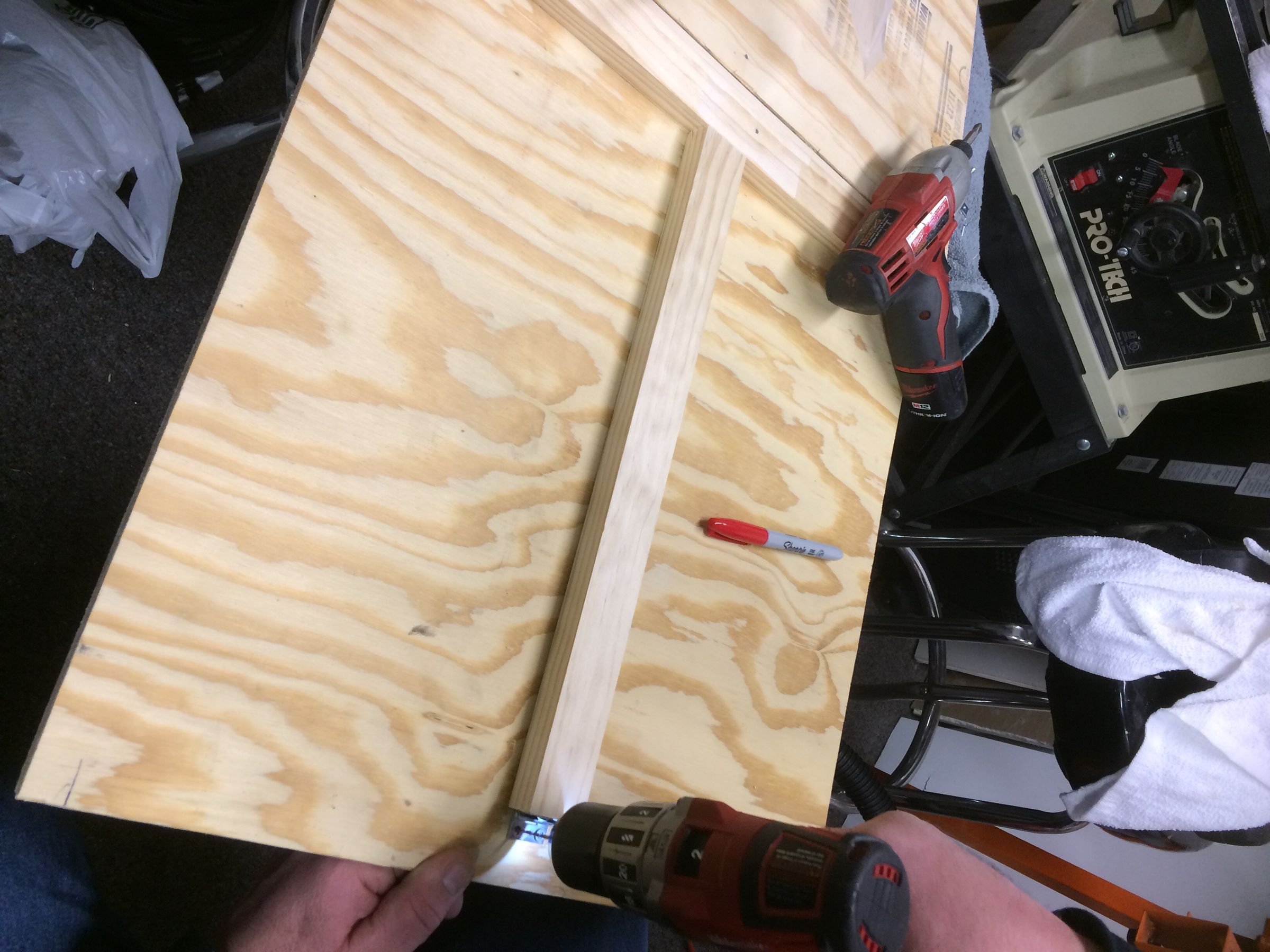 Tabletop Art Easel : 9 Steps (with Pictures) - Instructables