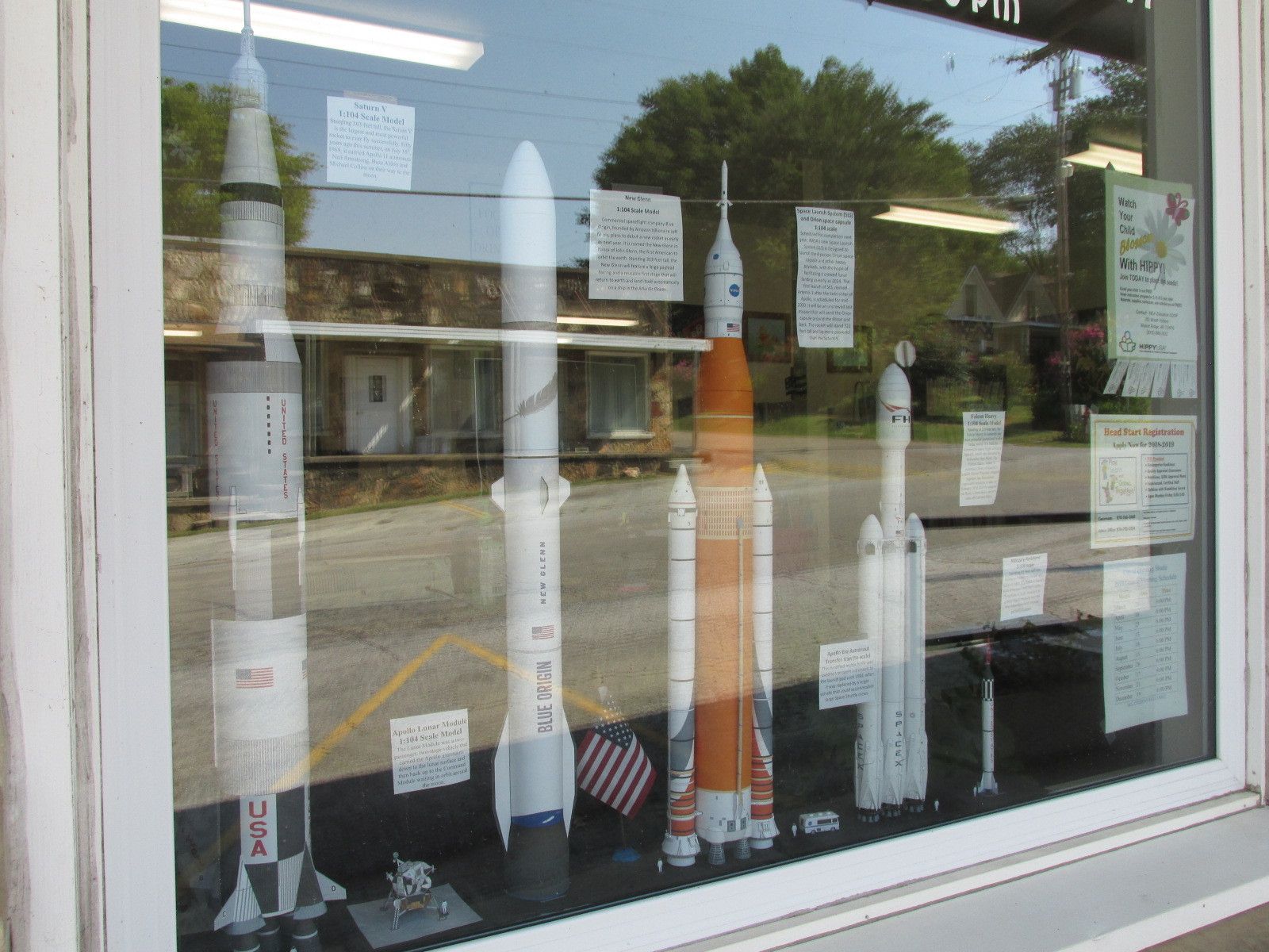 Print and Assemble the Saturn V Moon Rocket - 1:96 Scale Paper Model ...