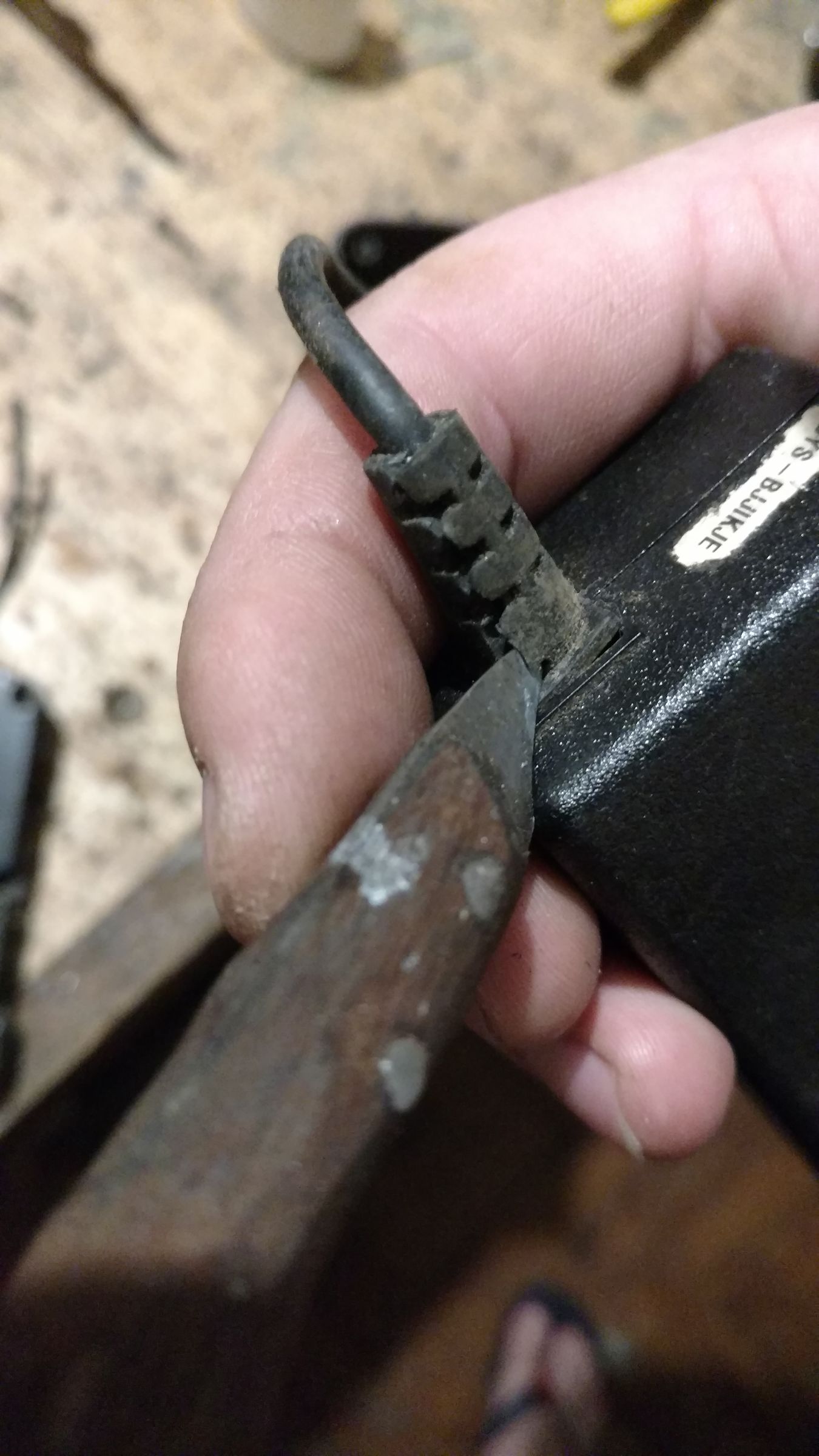 Save Old Cordless Drill With a Old Laptop Power Supply : 9 Steps (with ...