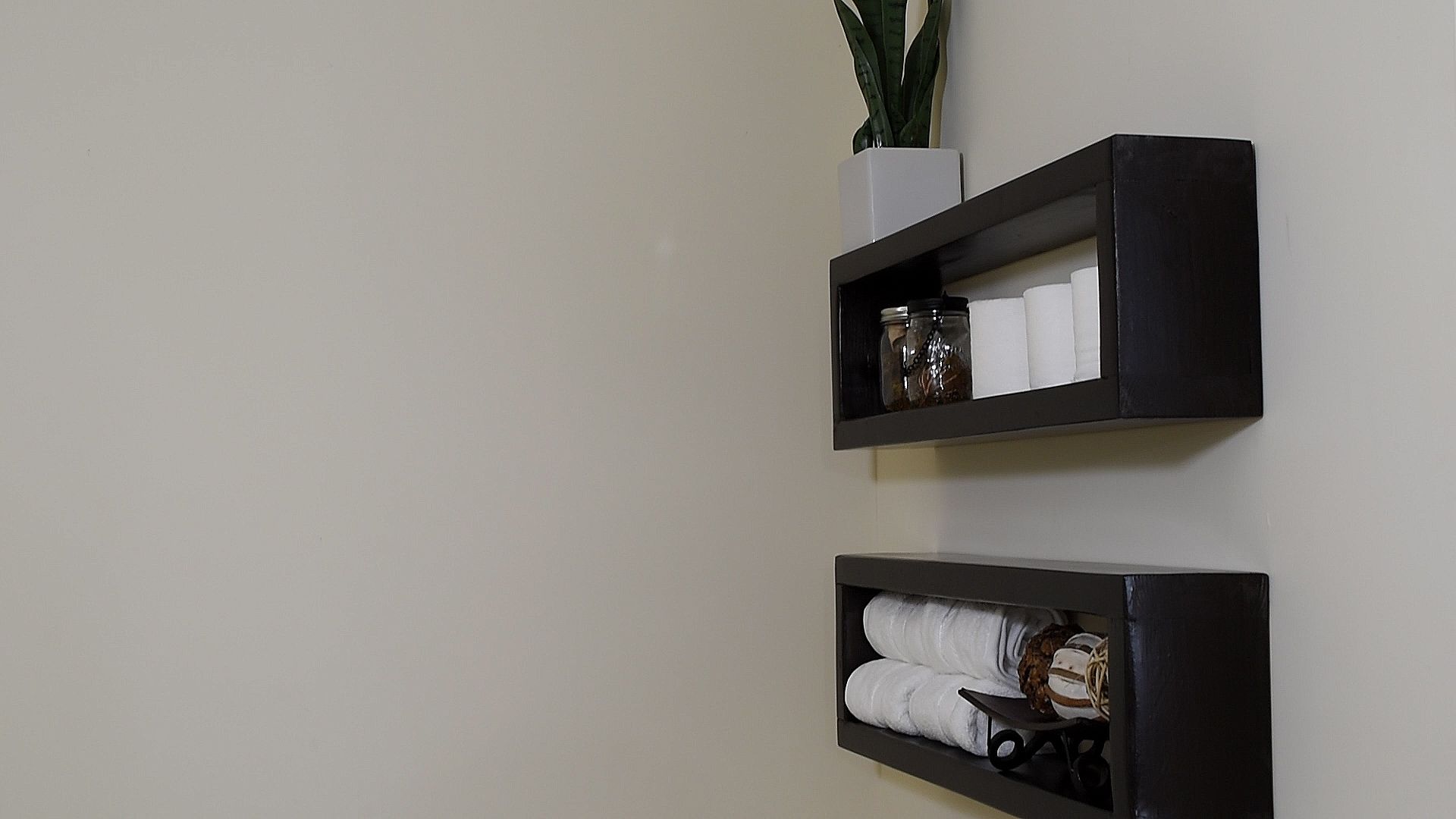 How to Make a $7 Floating Shelf : 6 Steps (with Pictures) - Instructables