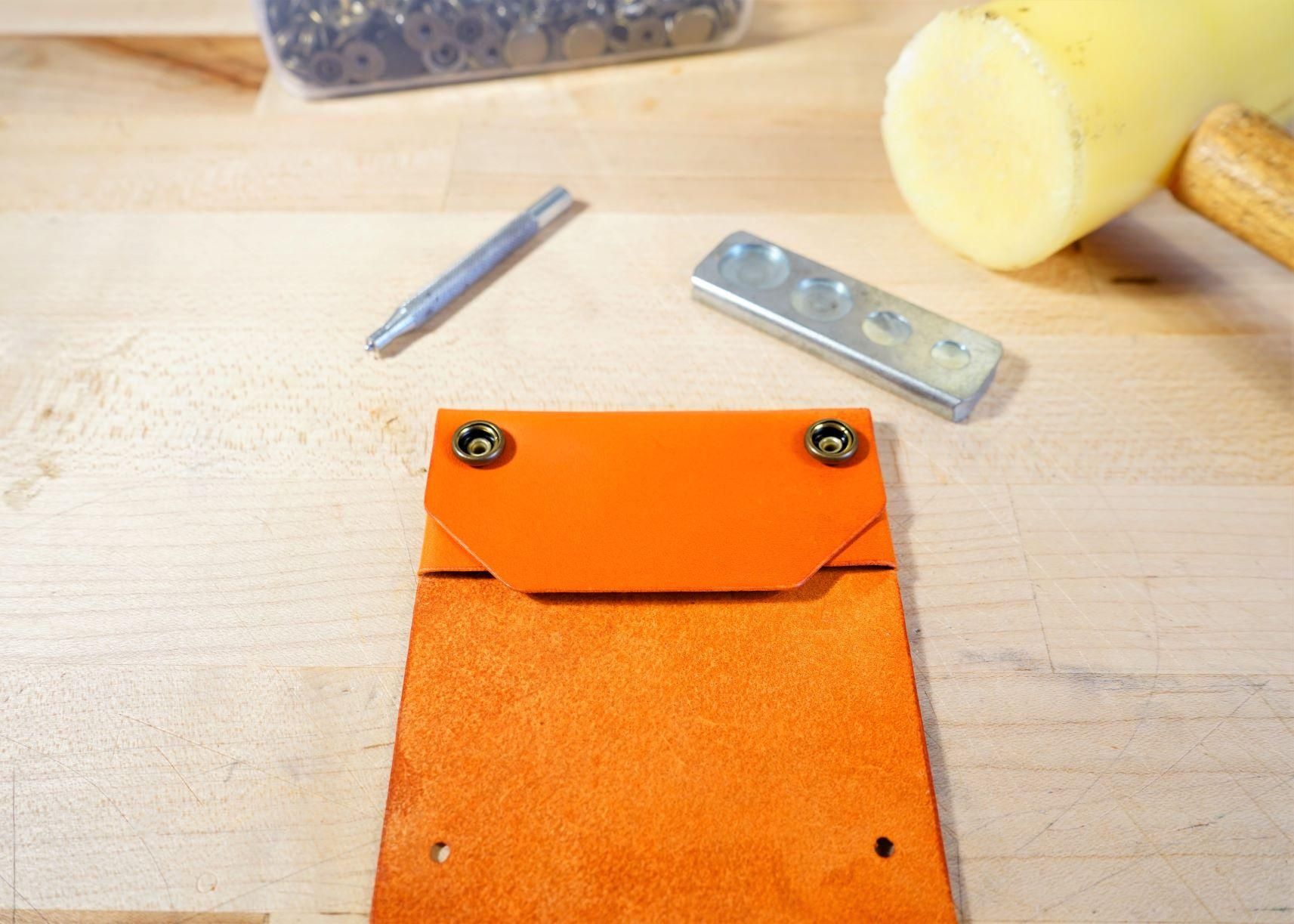 Leather Keychain Wallet : 8 Steps (with Pictures) - Instructables