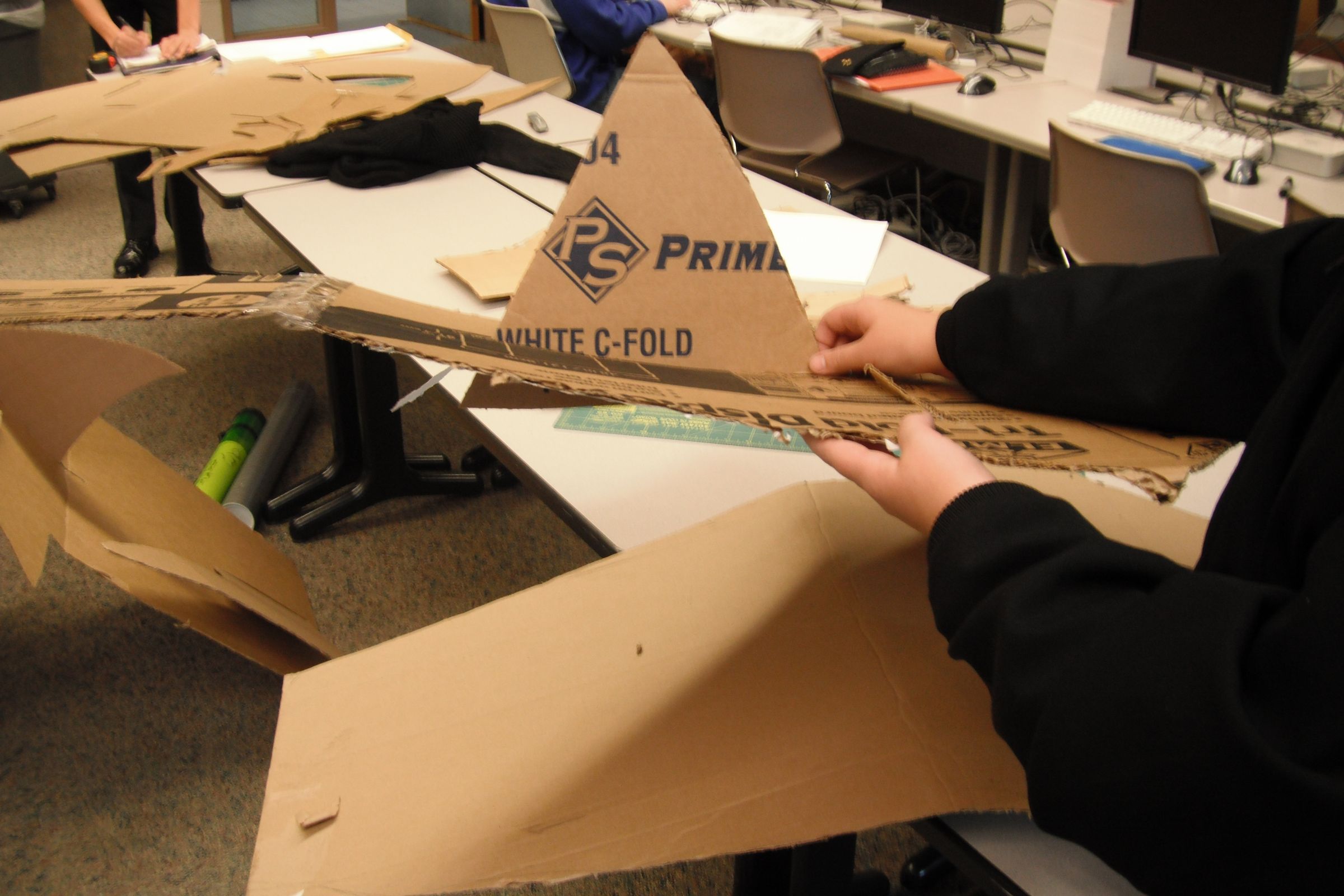 JAWS... a Cardboard Costume : 10 Steps - Instructables