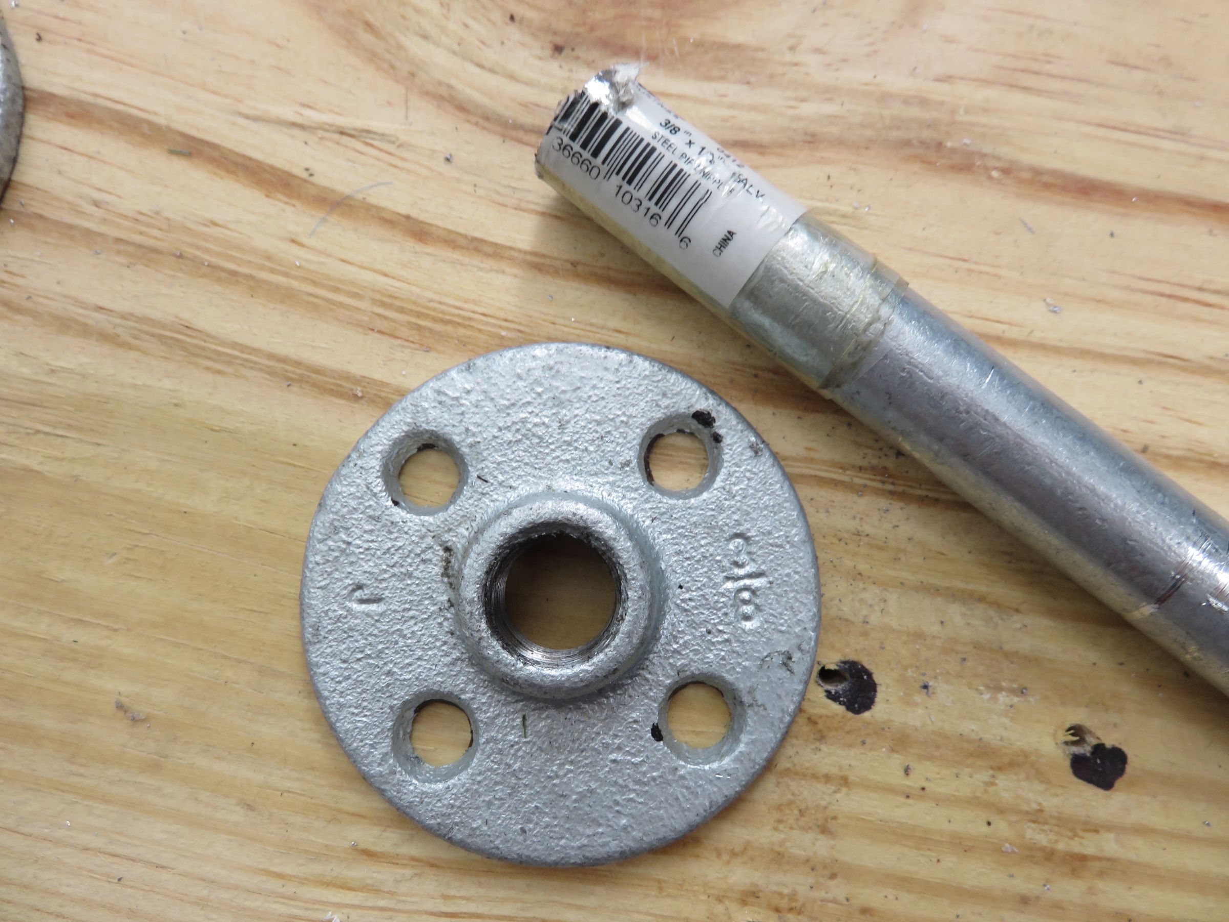 Skeleton Stand : 5 Steps - Instructables