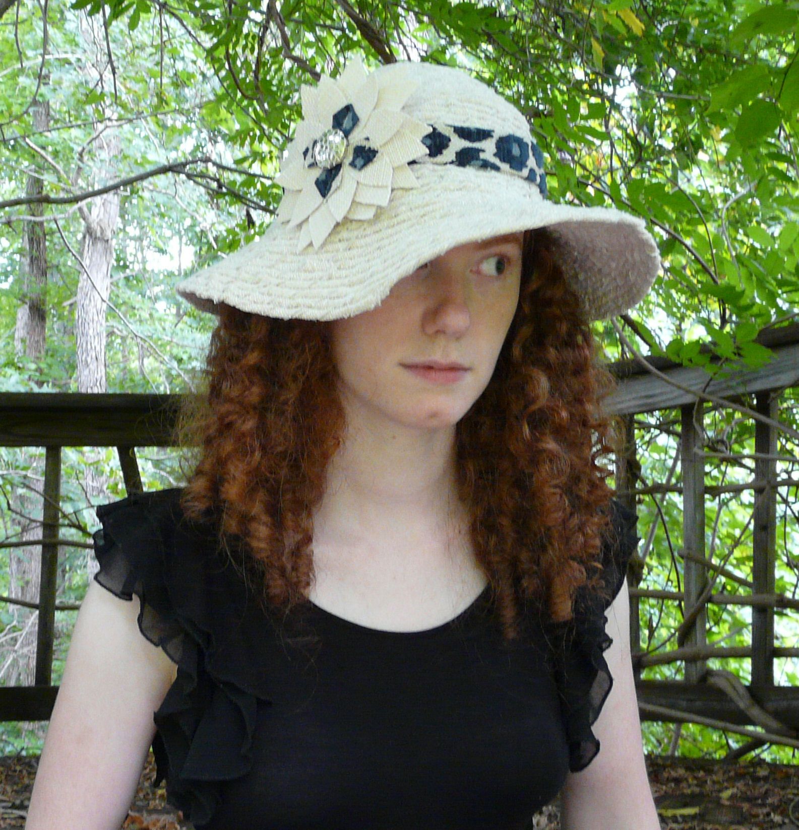 Convertible Sun Hat Made From Strips of Fabric : 10 Steps (with ...