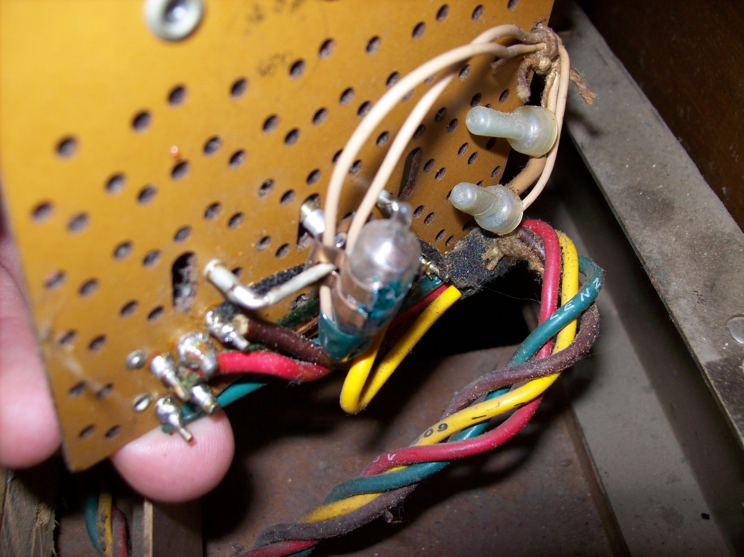 Repairing an Electronic Organ : 8 Steps (with Pictures) - Instructables