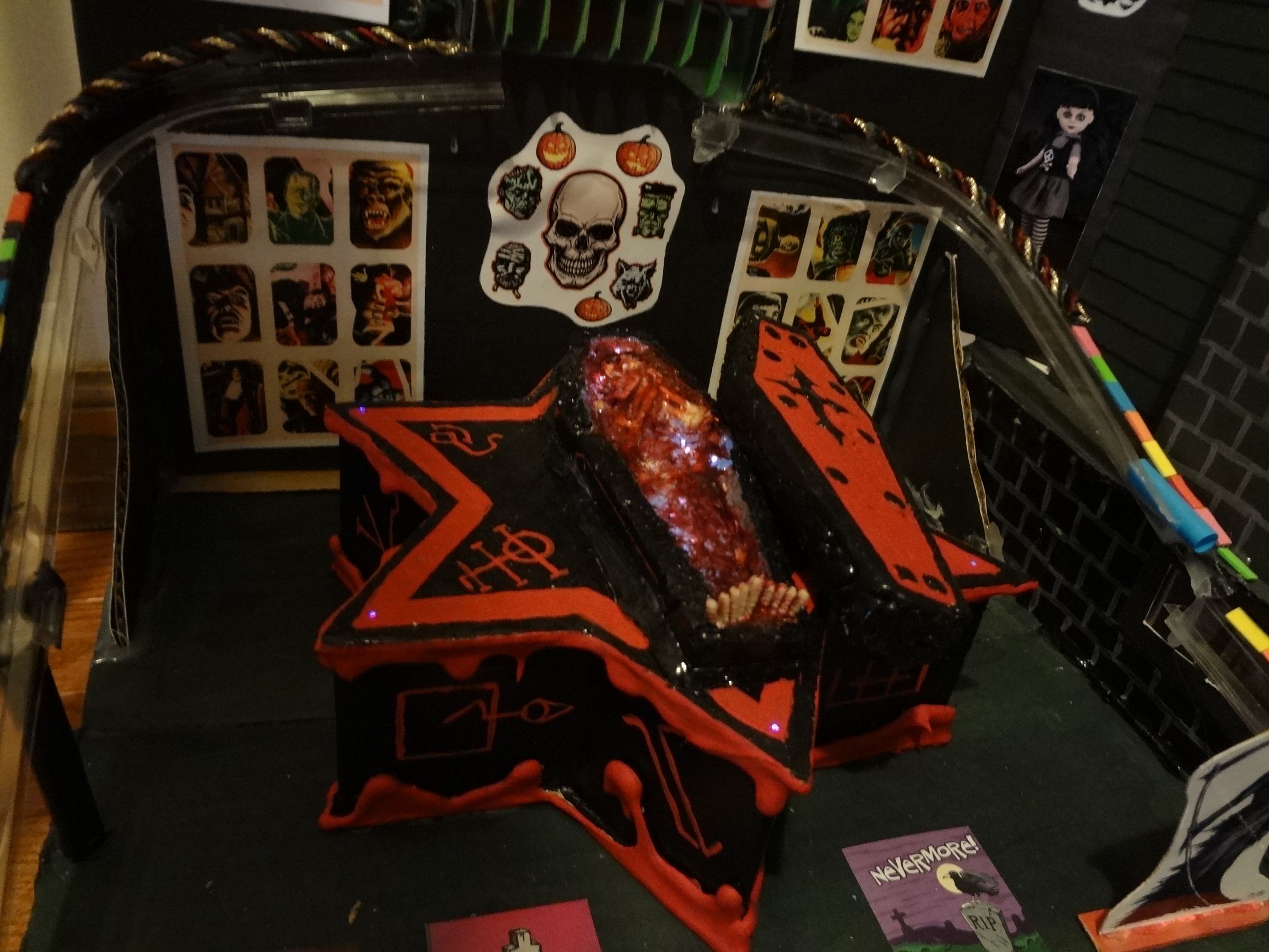 Cardboard Haunted House With Lights. : 8 Steps (with Pictures ...
