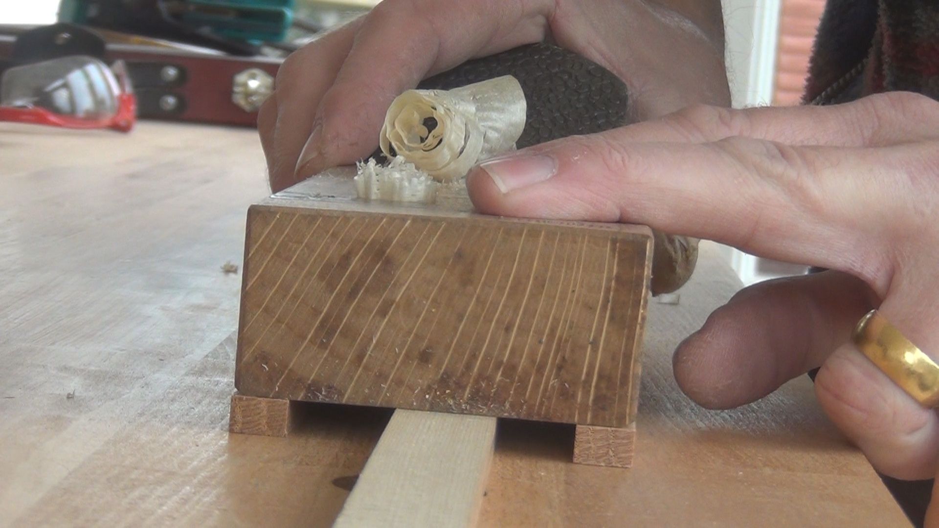 Make a Pair of Shoji (Japanese Sliding) Screens : 12 Steps (with ...