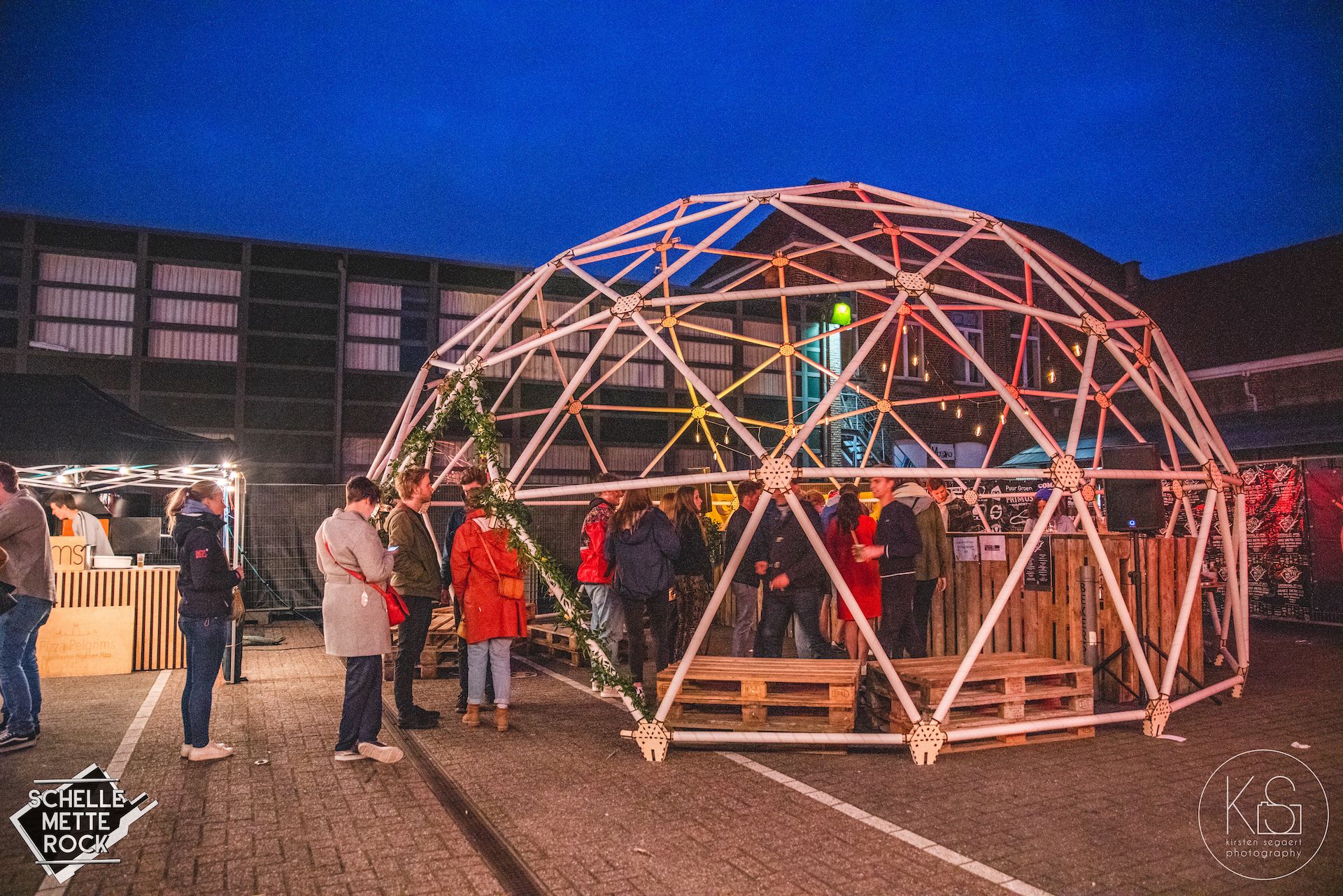 Geodesic Dome With Cardboard Tubes and Laser Cut Connectors : 5 Steps ...