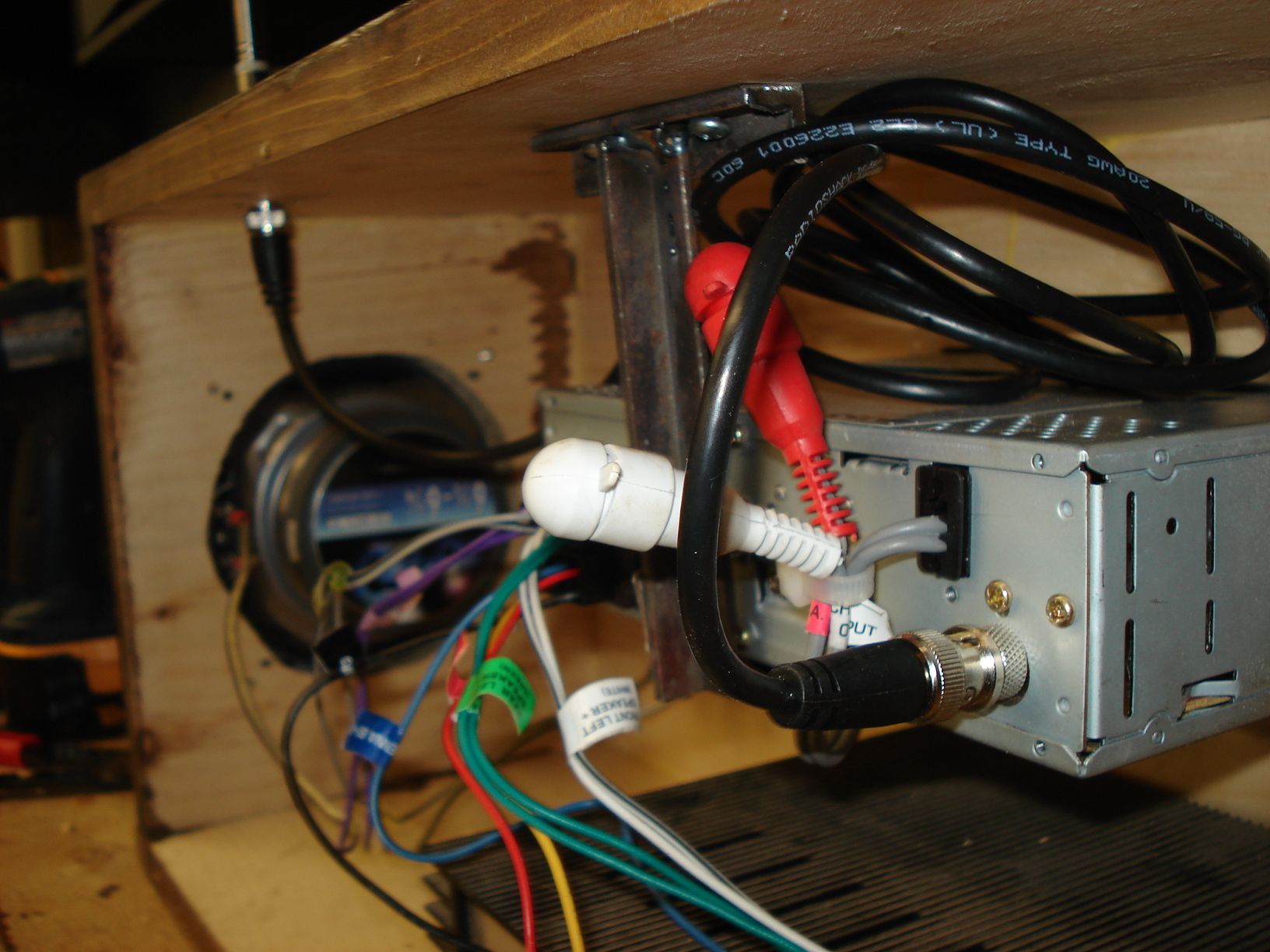 How to Make a Camping Radio : 11 Steps (with Pictures) - Instructables