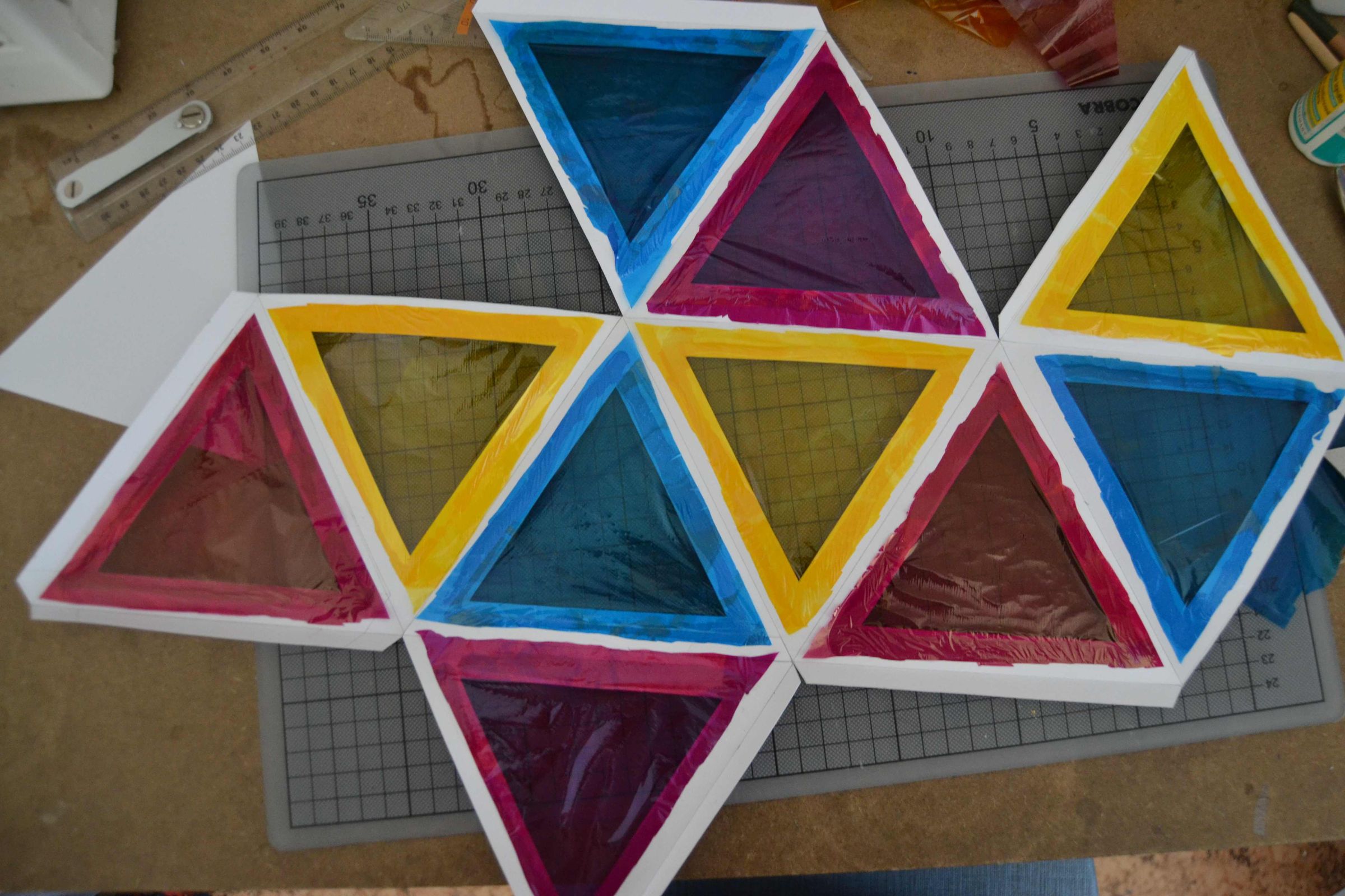 CMY Paper Platonic Solids : 7 Steps (with Pictures) - Instructables