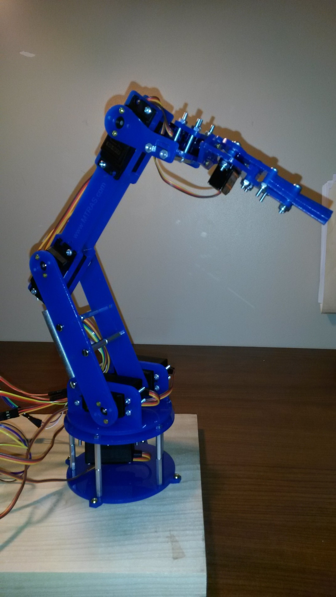 Arduino Controlled Robotic Arm W/ 6 Degrees of Freedom : 5 Steps (with ...