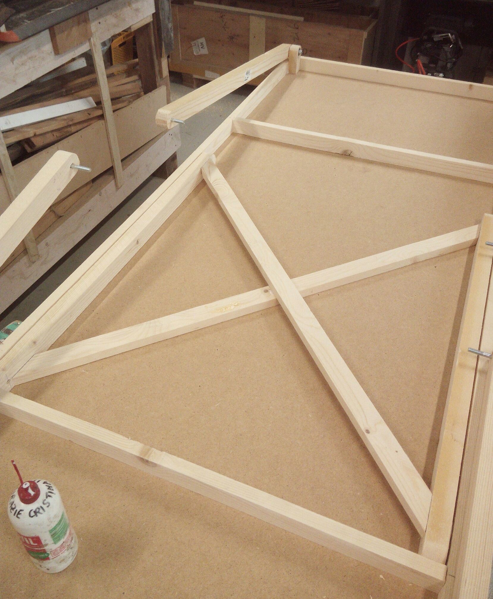 A Folding and Steady Work Bench : 10 Steps (with Pictures) - Instructables